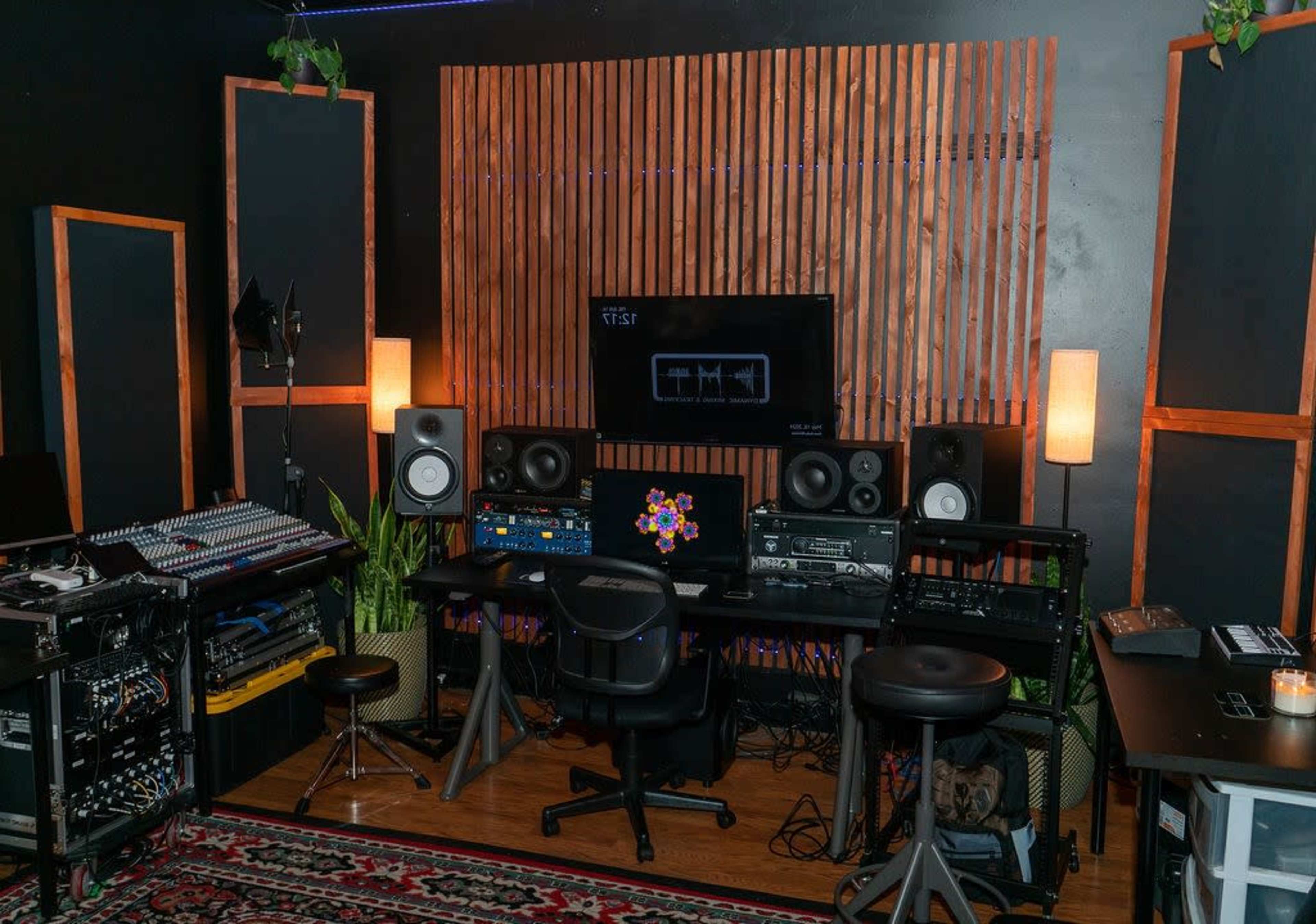 Recording studio in the heart of Noho Arts district, North Hollywood ...