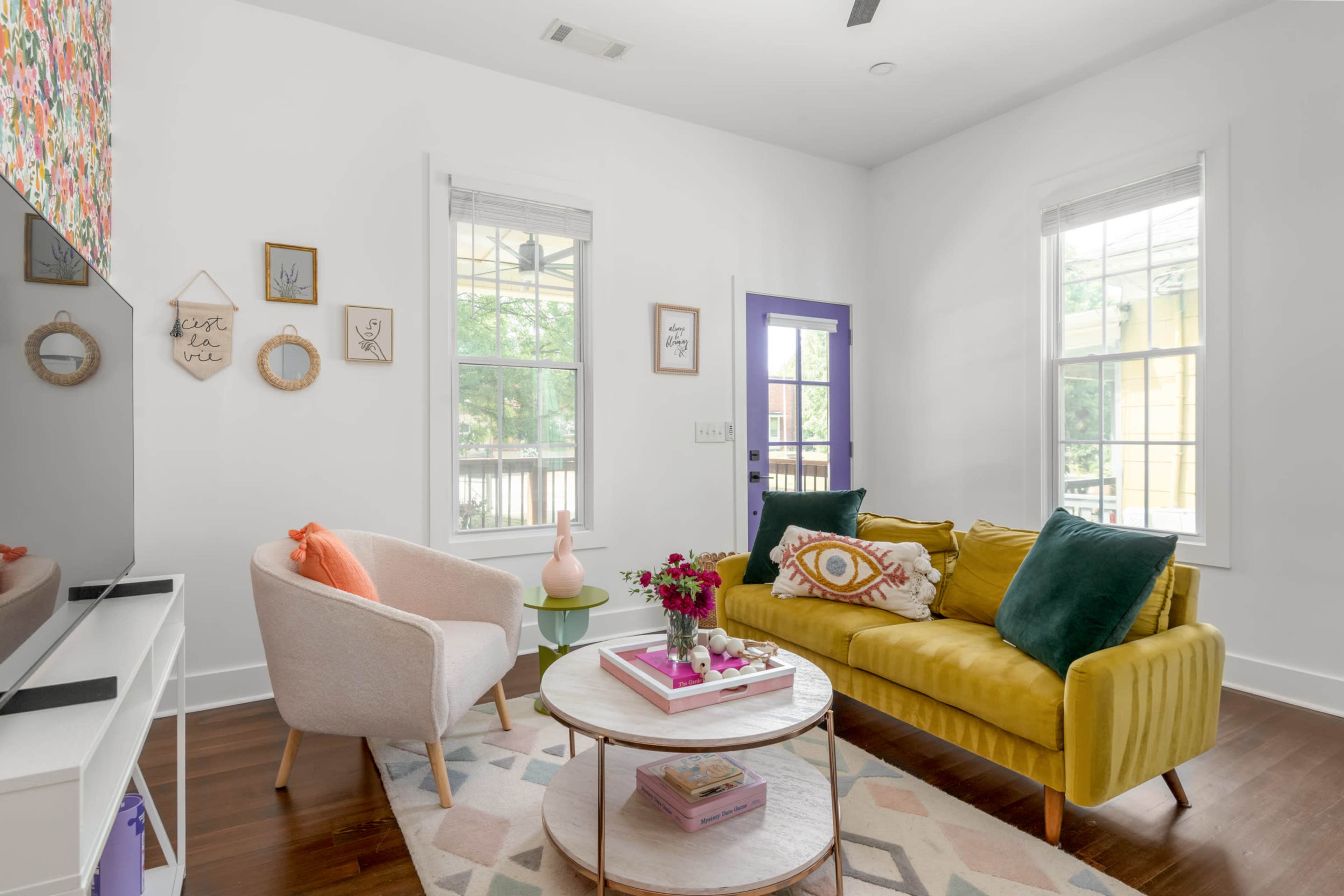 Violet Fizz | Girly Dream Duplex in Hip Cabbagetown, Atlanta, GA | Off ...