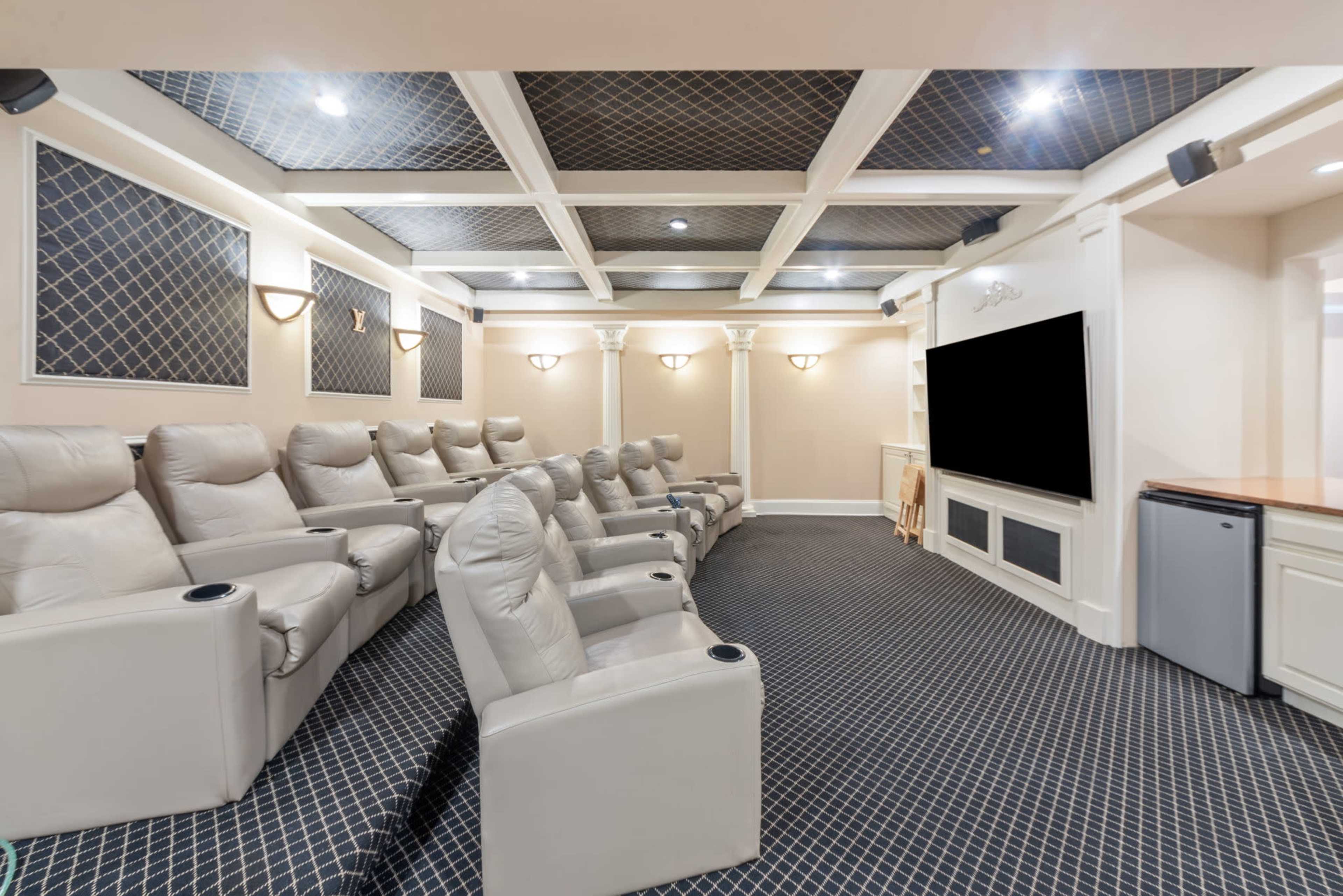 Luxurious Atlanta Mansion with Movie Theatre., Atlanta, GA | Production ...