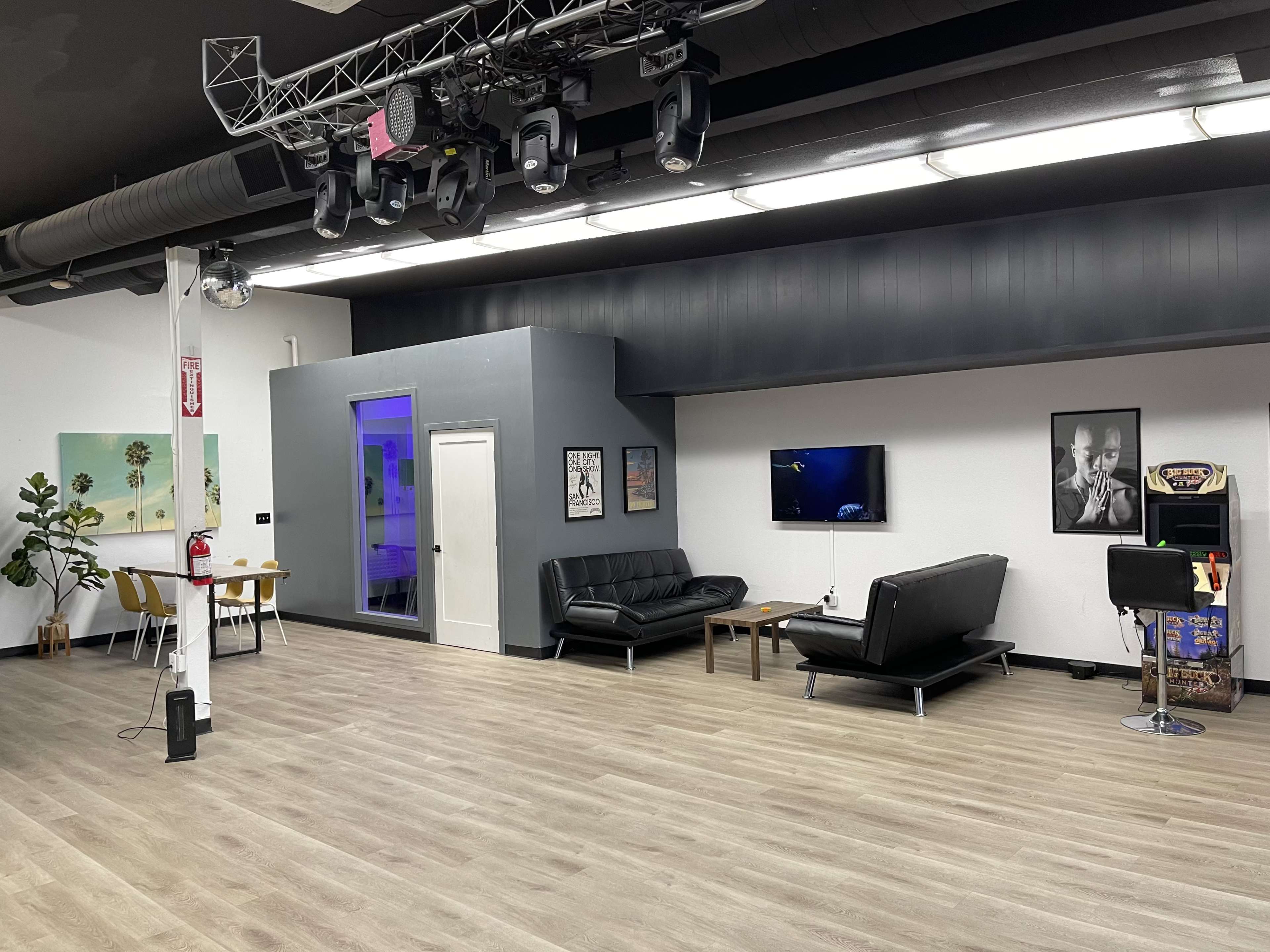 Event Space for birthdays, parties, comedy shows etc., Fair Oaks, CA ...