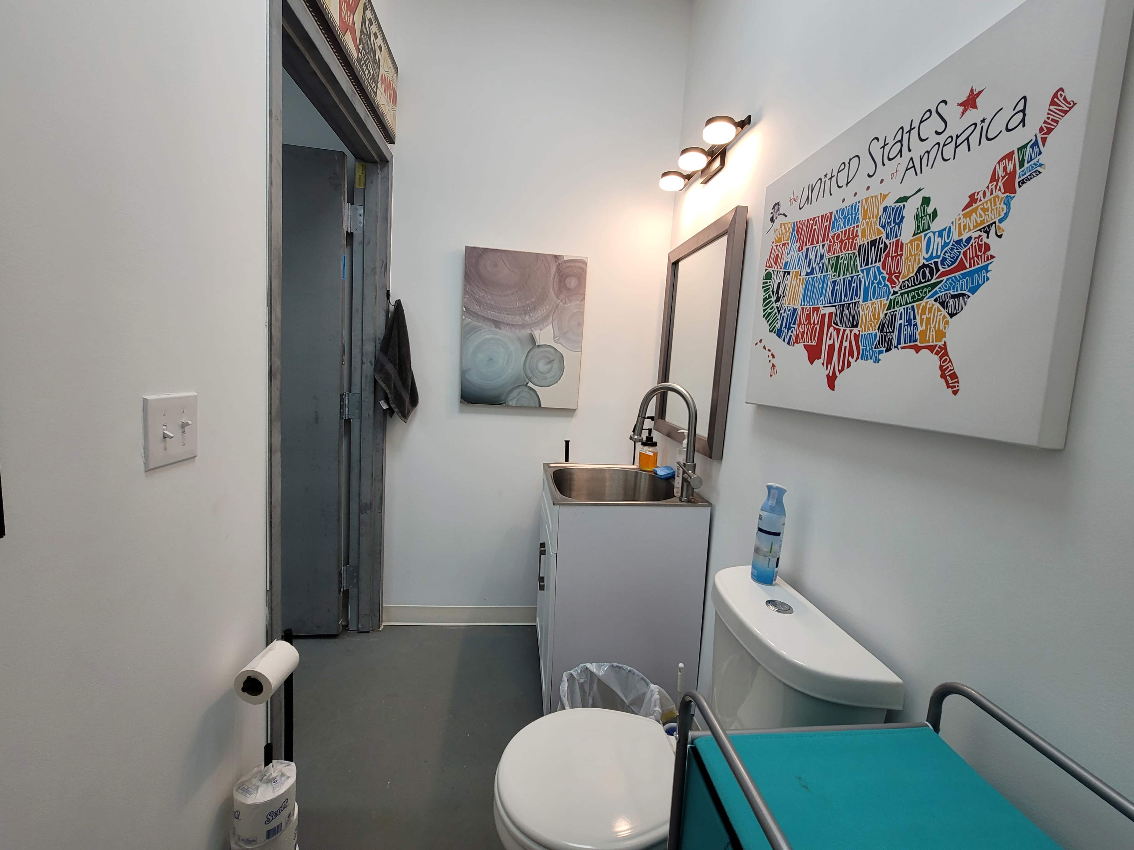 Tape2Book | Well Equipped Film/Photo Studio with Nature trail on a huge ...