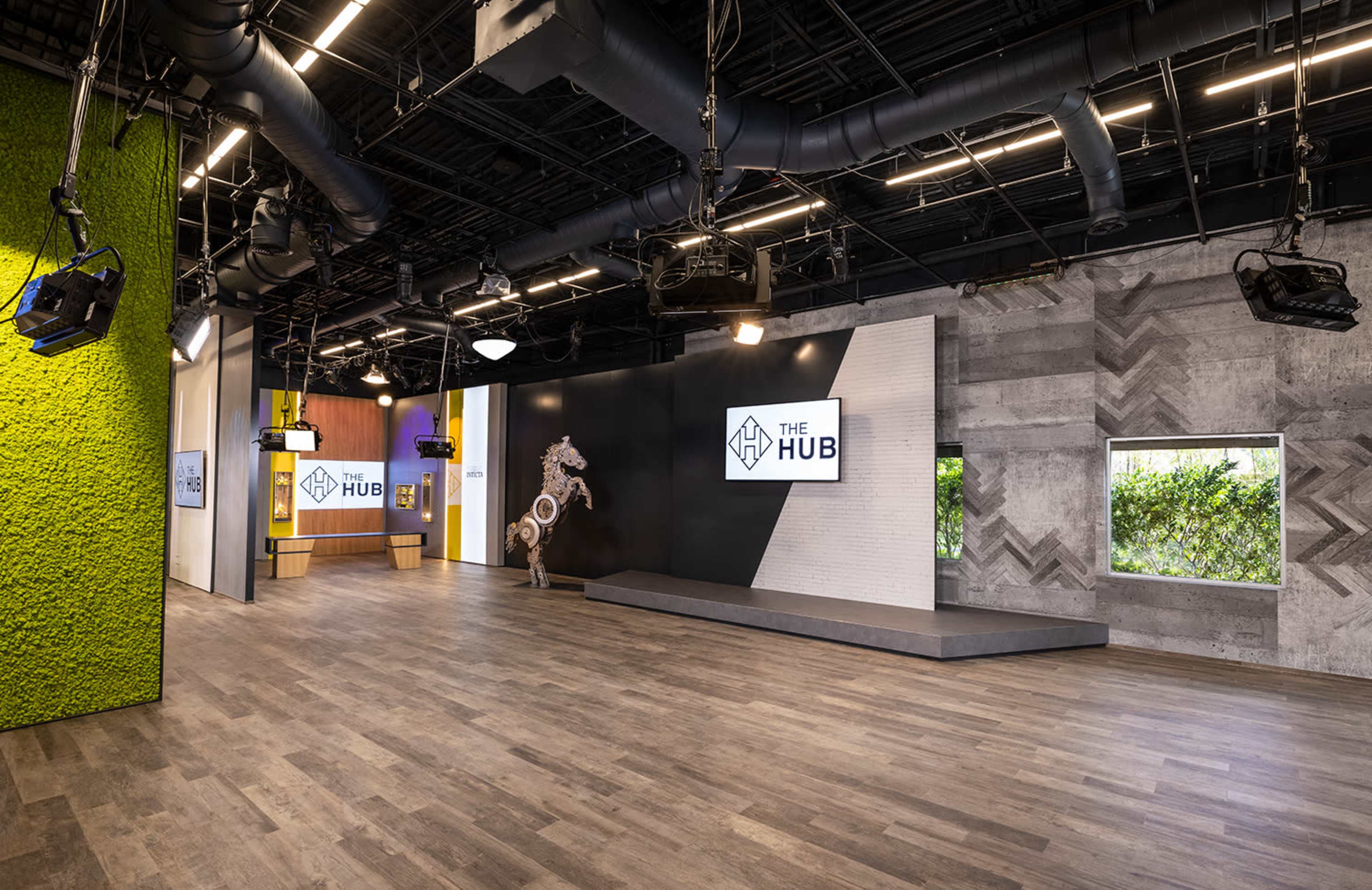 Private Versatile High End Studio, Hollywood, FL | Off-Site | Peerspace