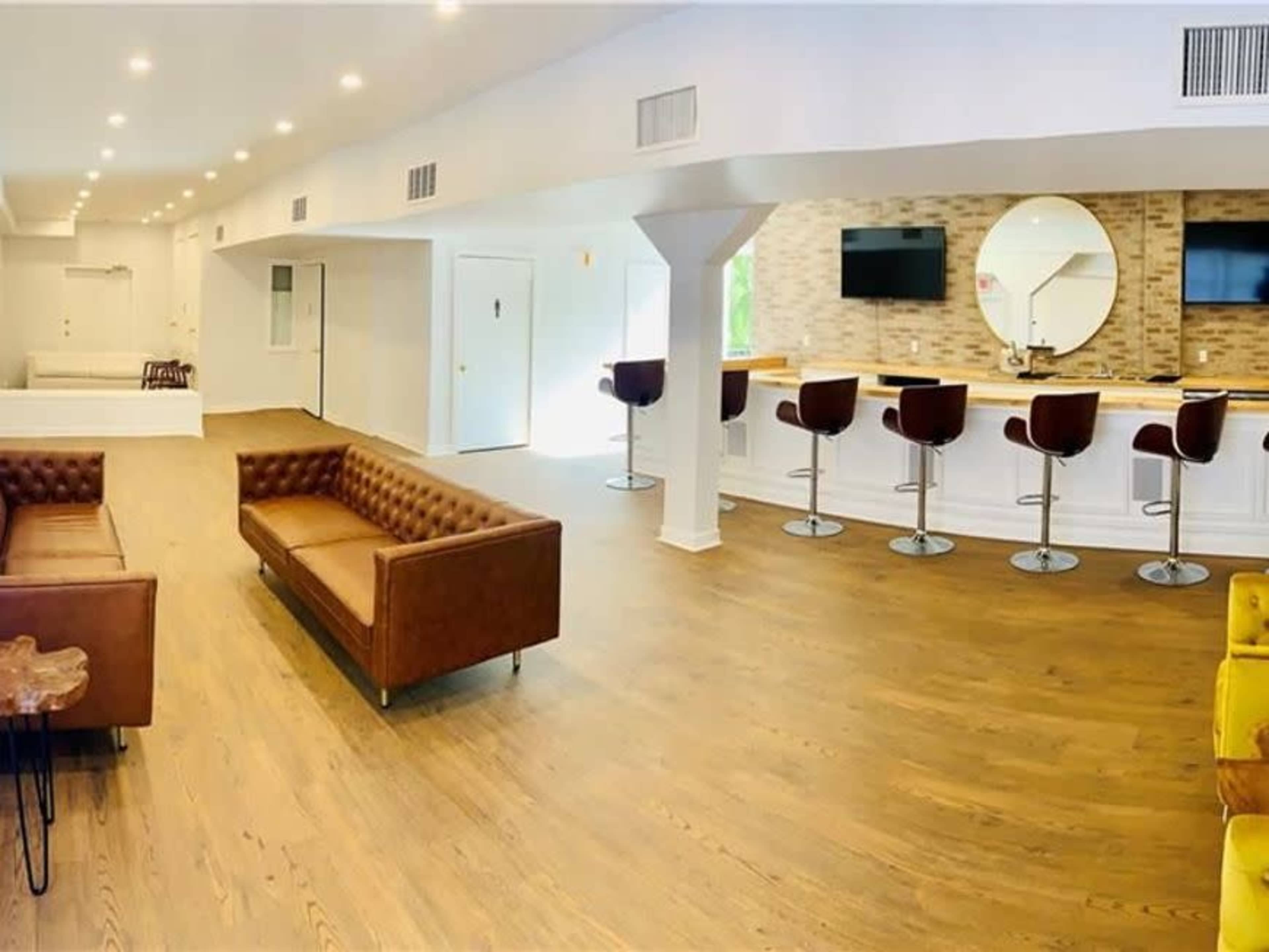 Baldwin & Co. Lounge | Bar & Lounge Event Space, New Orleans, LA ...