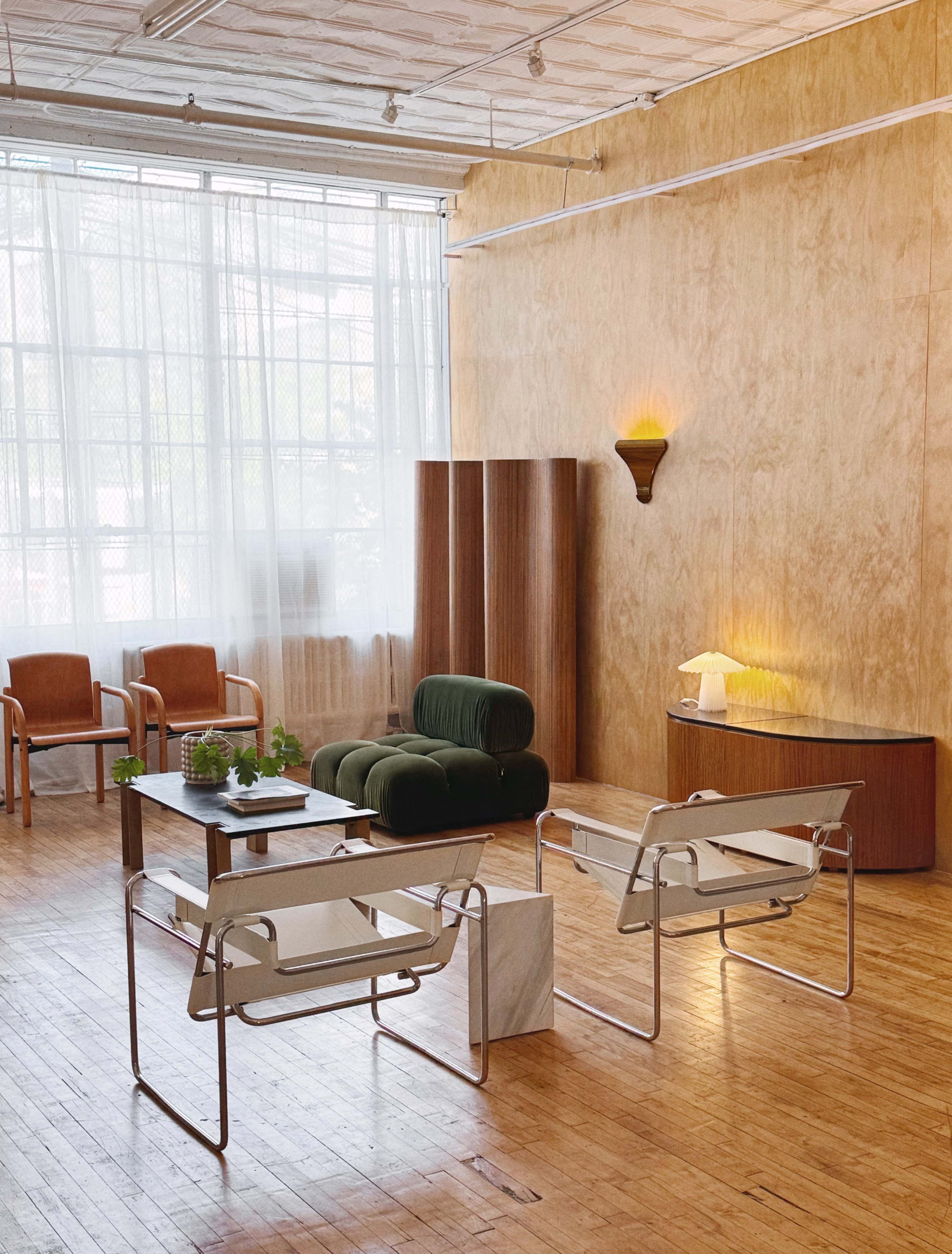 STUDIO CLYX II | STUDIO CLYX II / Natural Light Loft with Modern ...