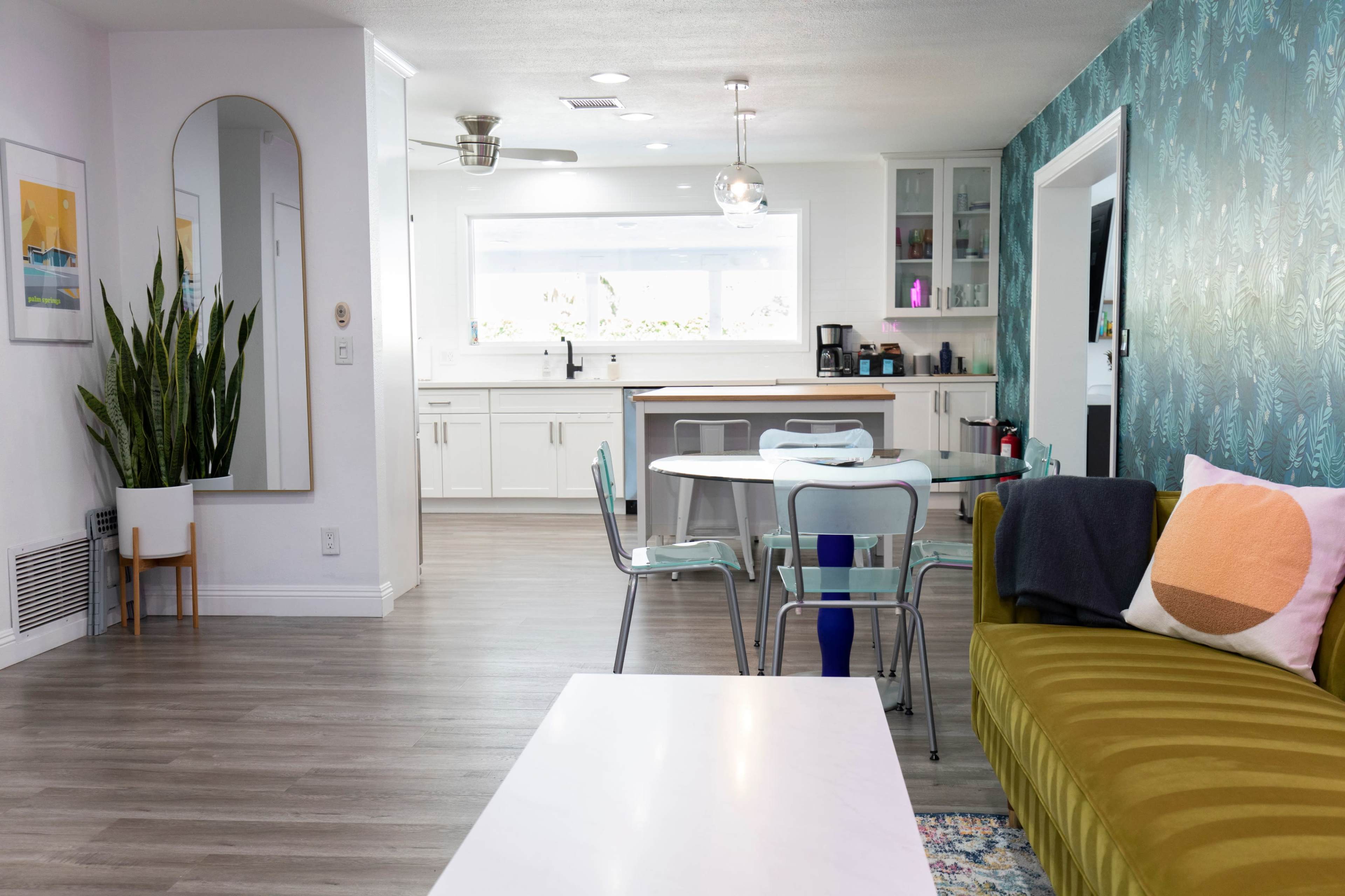 Desert Oasis with Pickleball Court & Pool, Palm Springs, CA ...