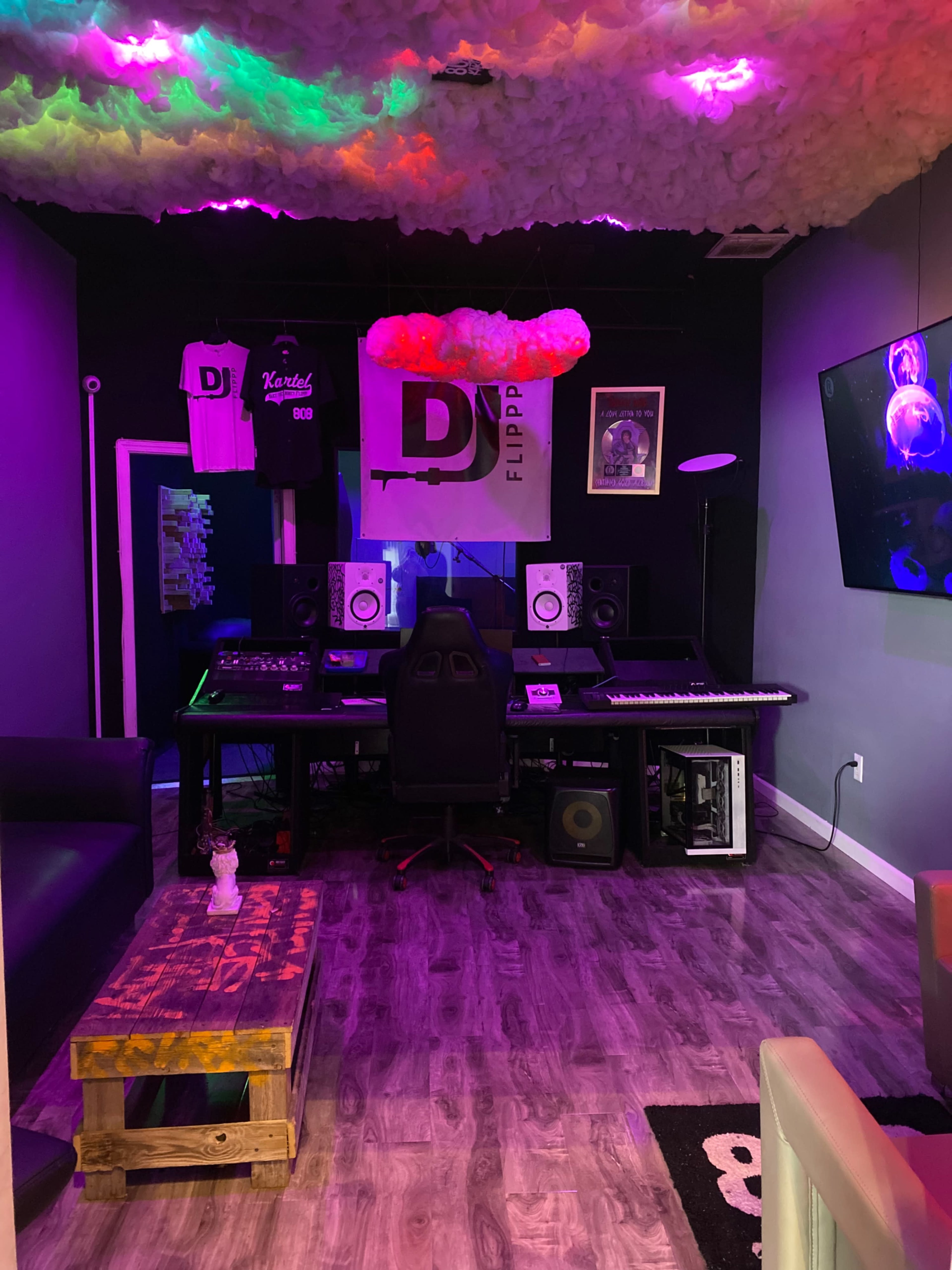 808kartel music video set, Burbank, CA | Production | Peerspace