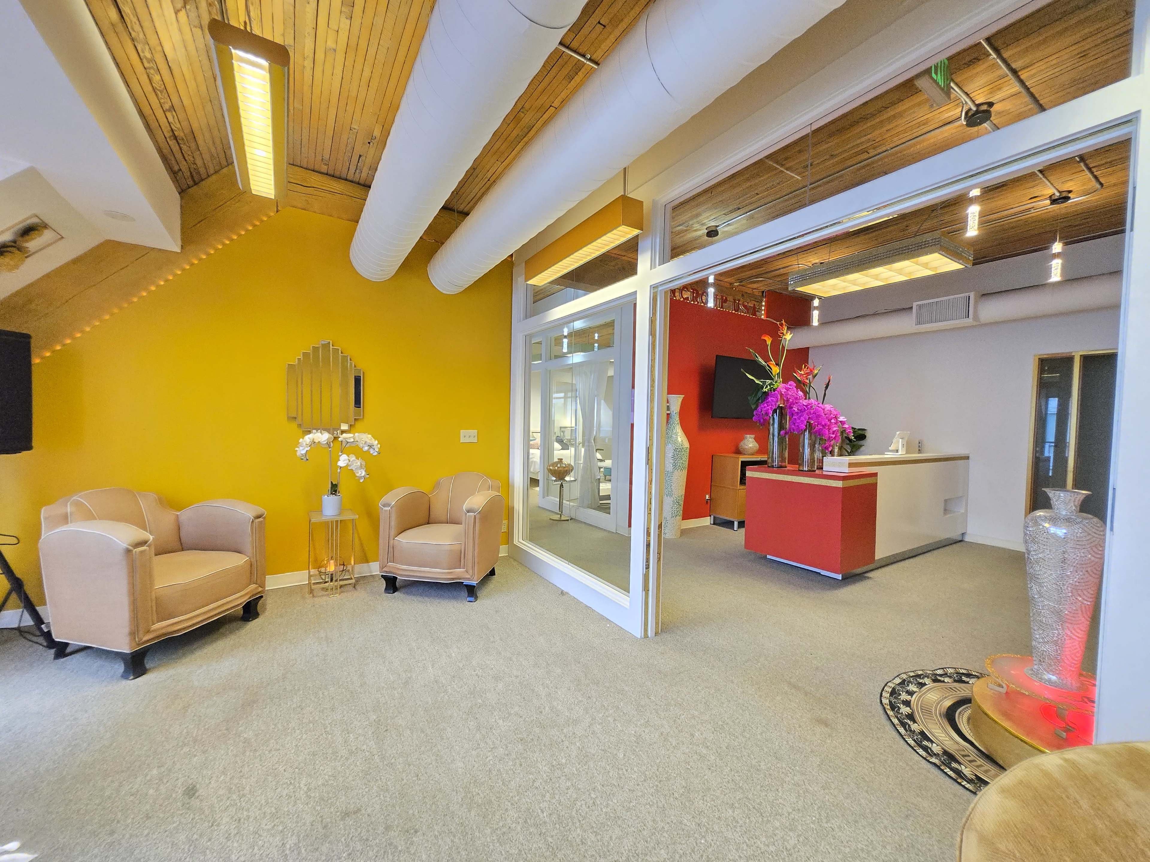 Sky Palace Summit | Pike Market Executive Oasis – Sky Palace Summit ...