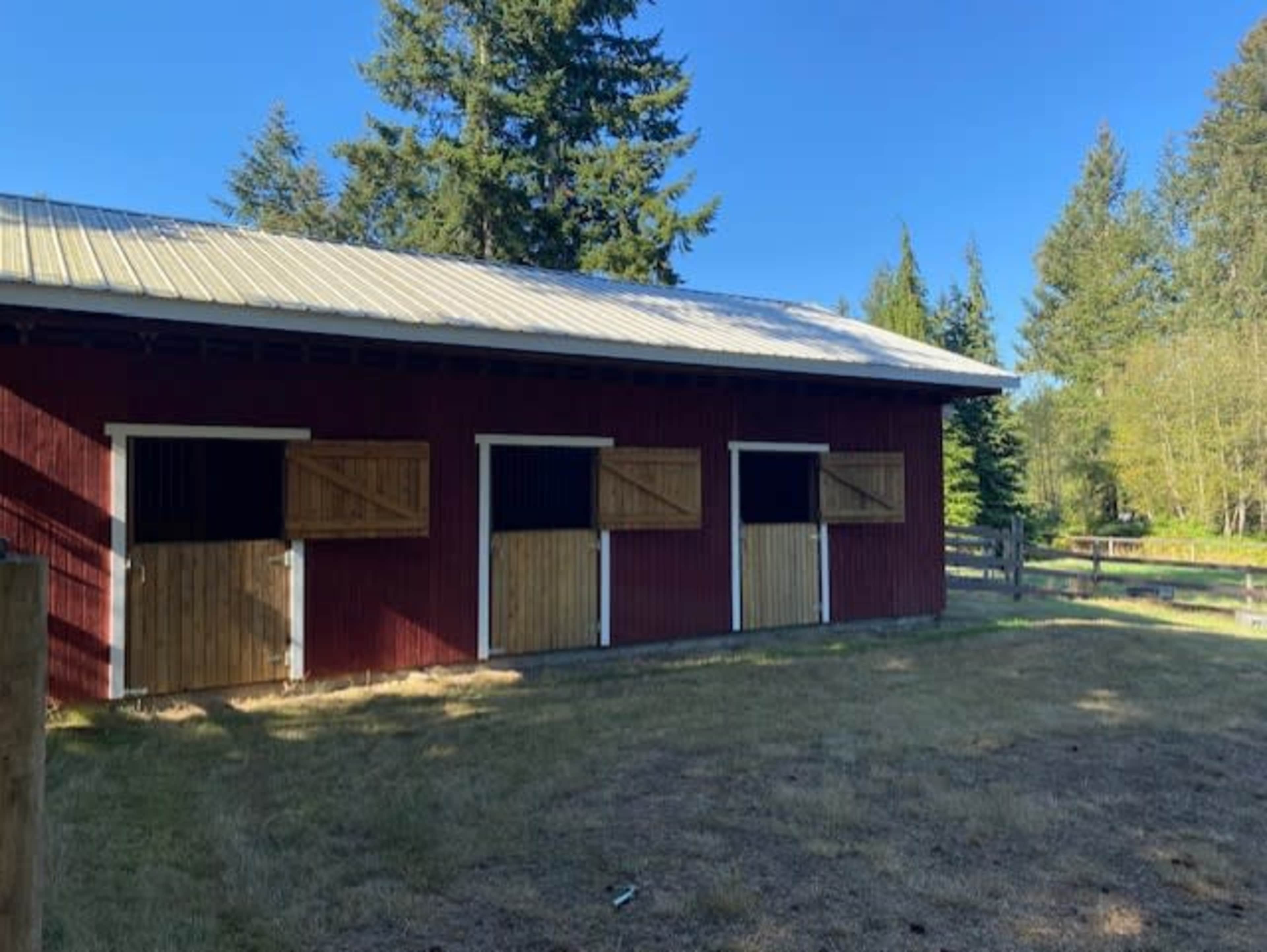 Rustic Horse Barn With Unique Wine Tasting Room., Kent, WA | Production ...