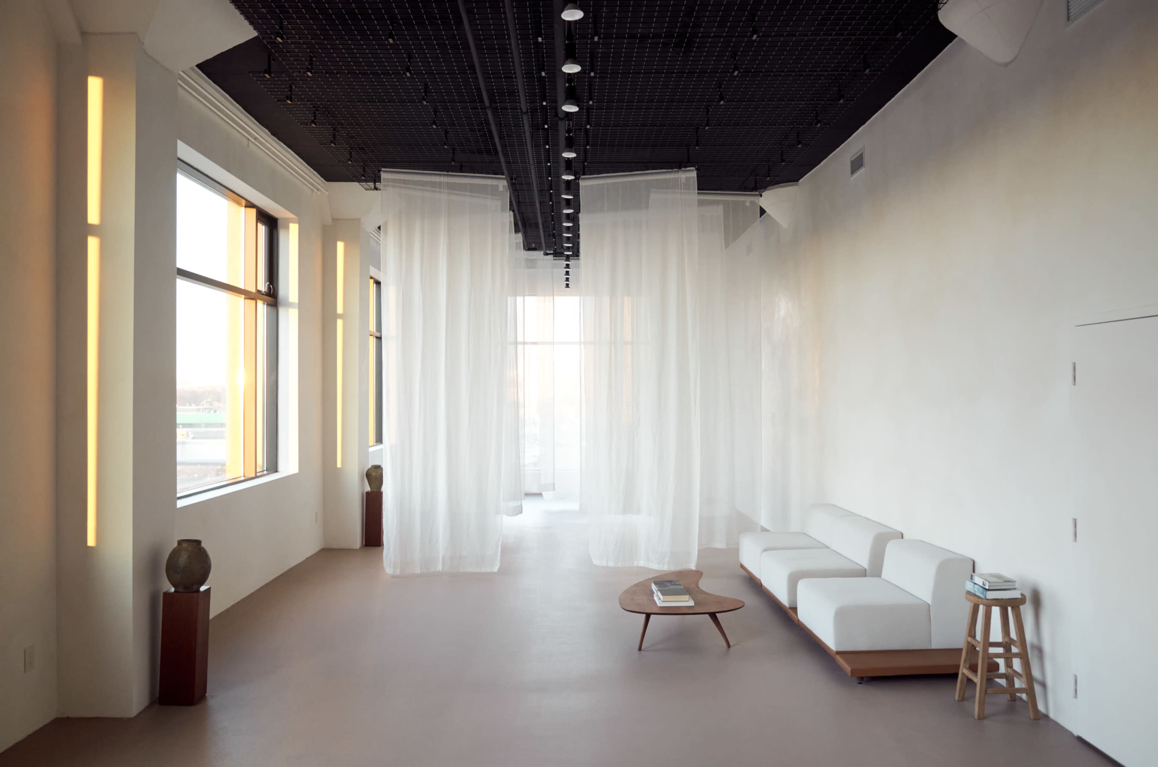 Bright and Spacious Open Concept Studio, Etobicoke | Off-Site | Peerspace