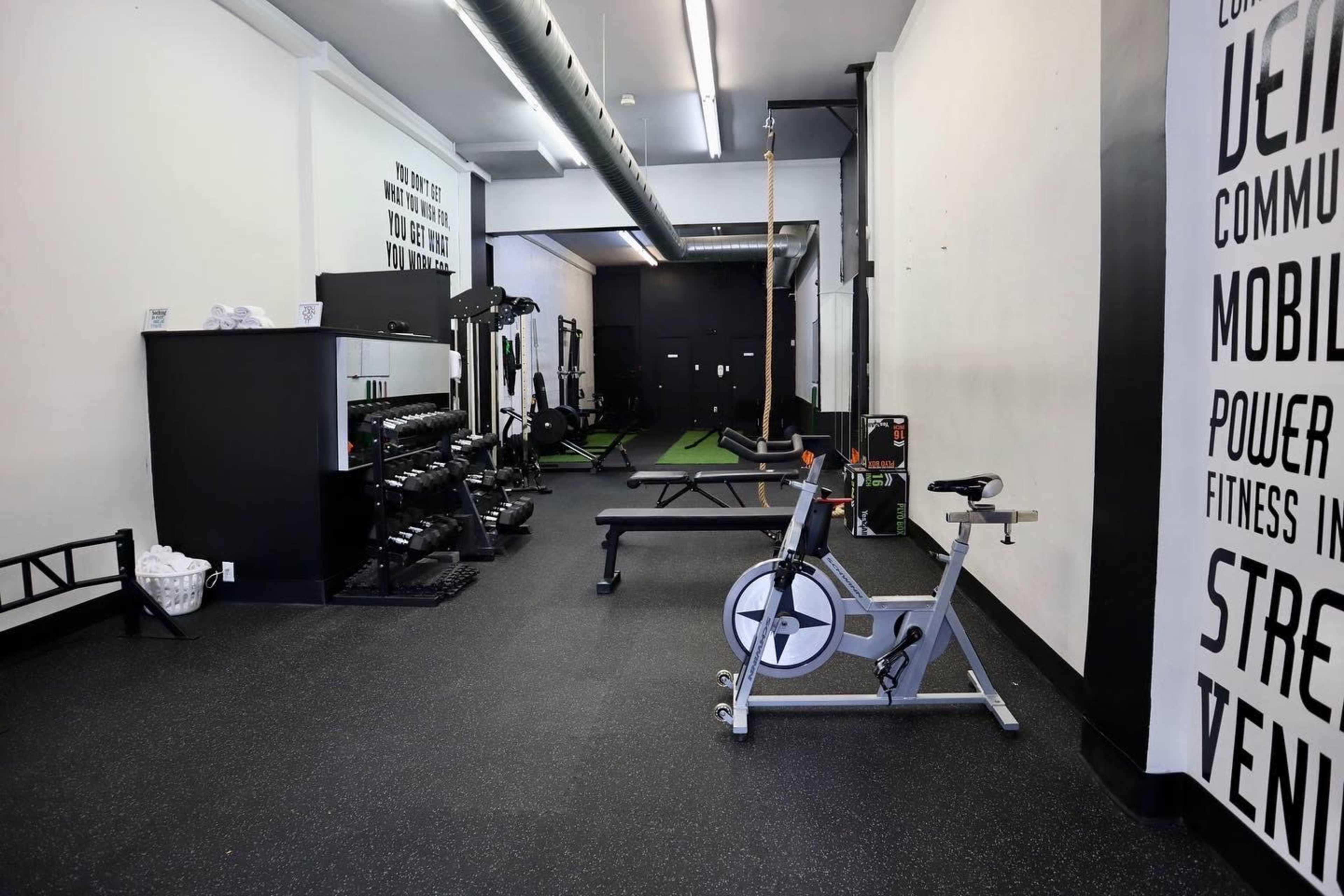 Private Gym With High Ceilings, Toronto | Production | Peerspace