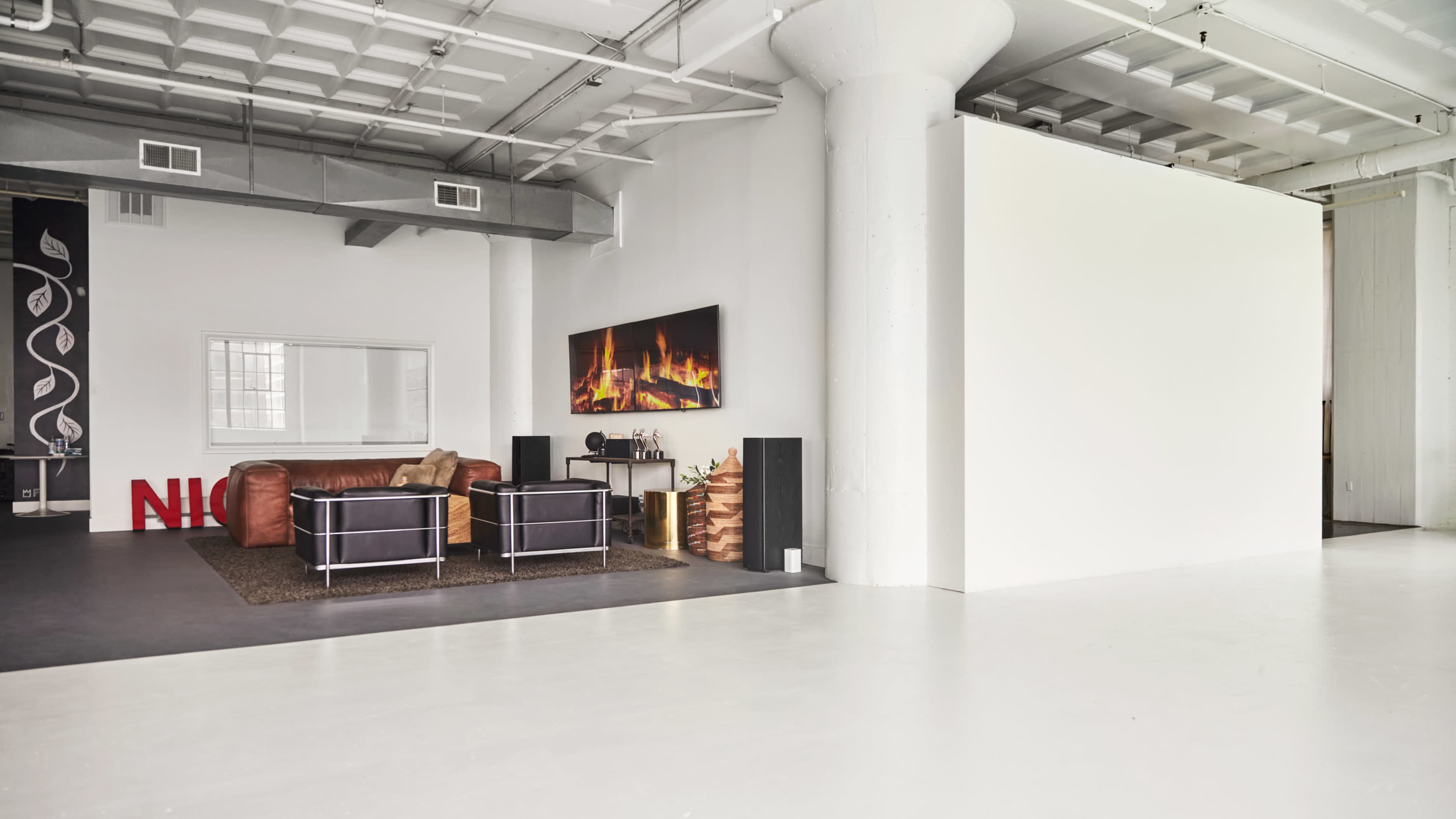 White Box Studio | Downtown studio with great natural light | FathomSTL ...