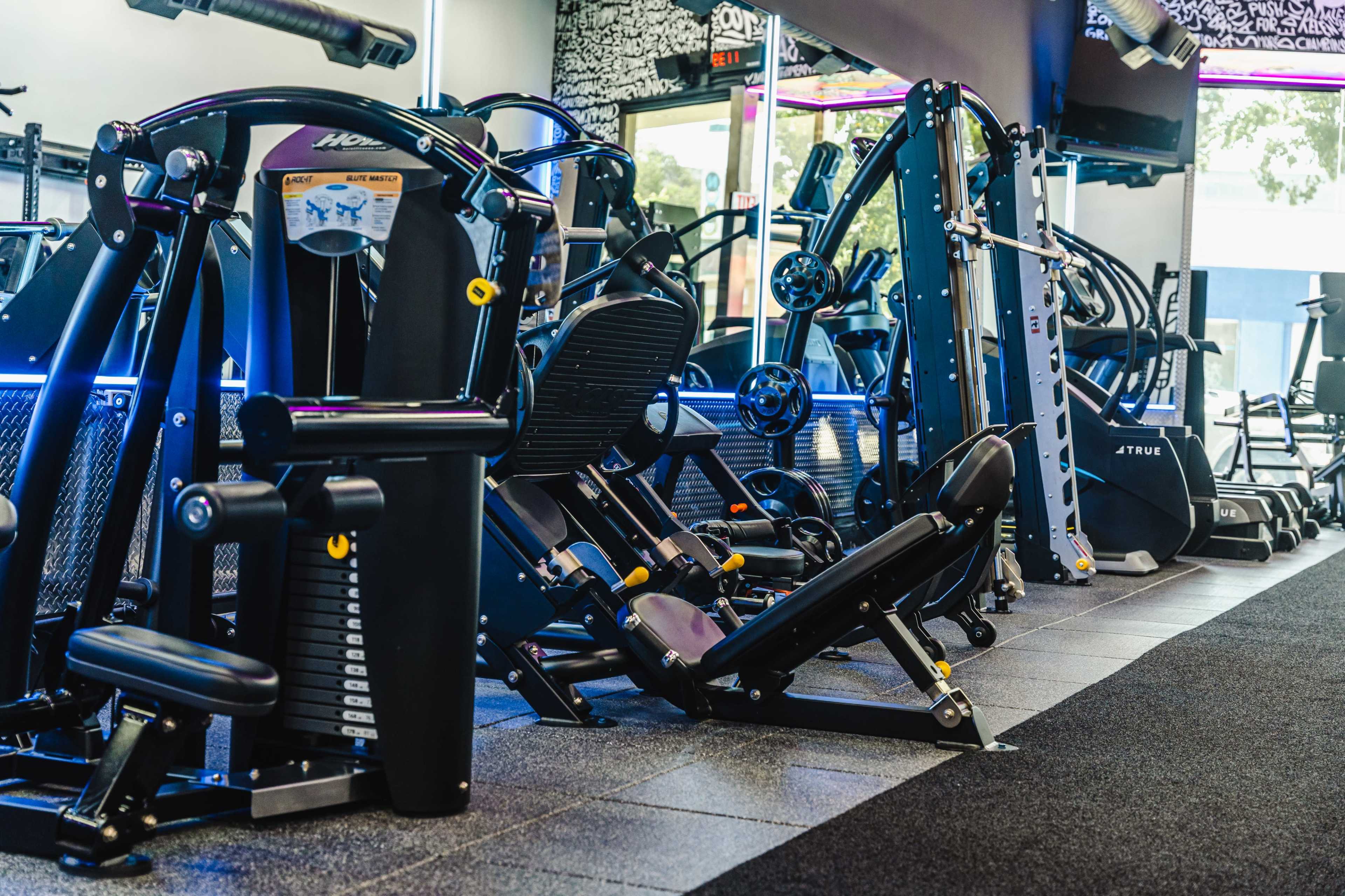 NoHo Private Gym, North Hollywood, CA | Production | Peerspace