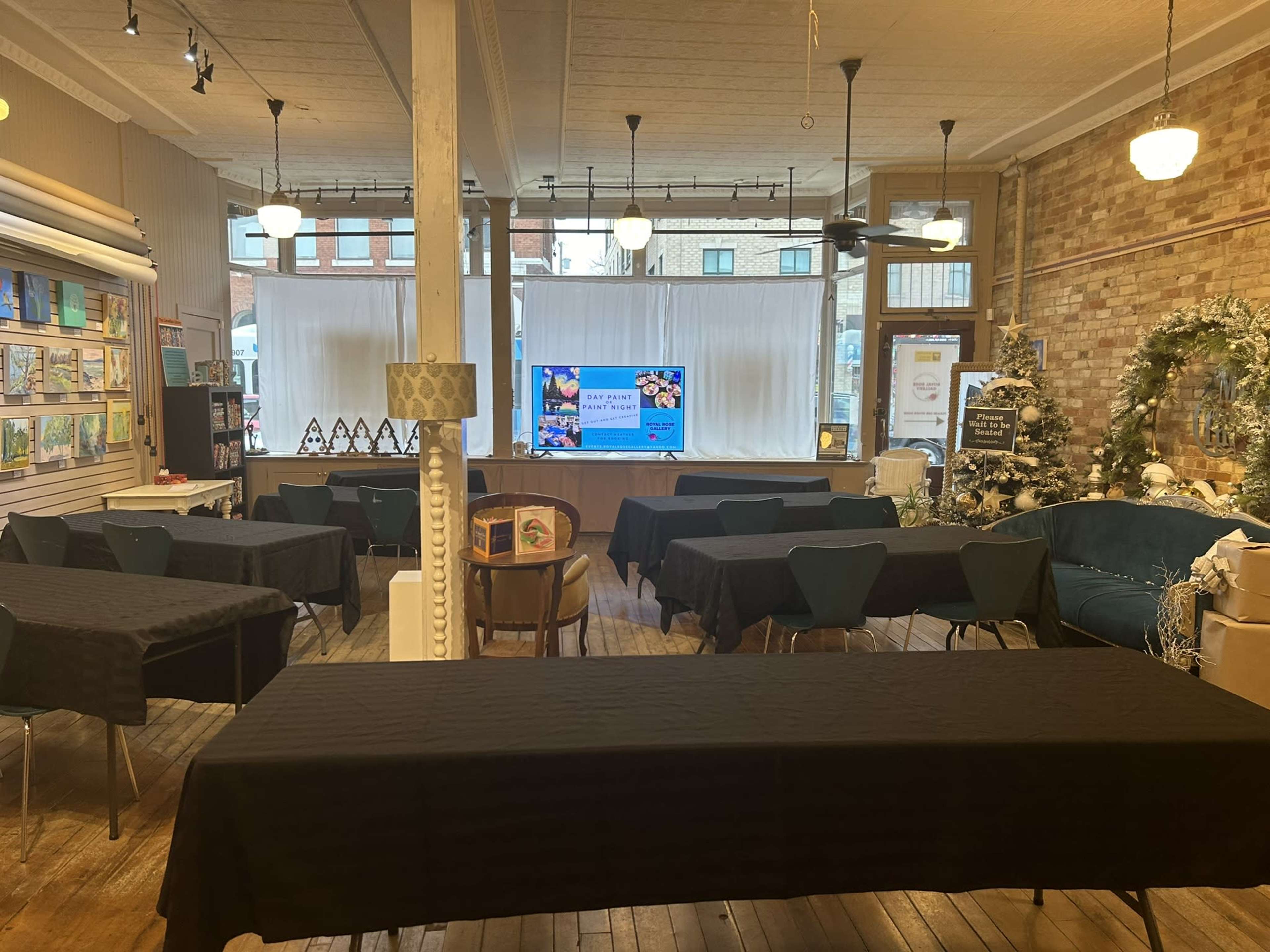 Unique and flexible art gallery event space, Aurora | Production ...