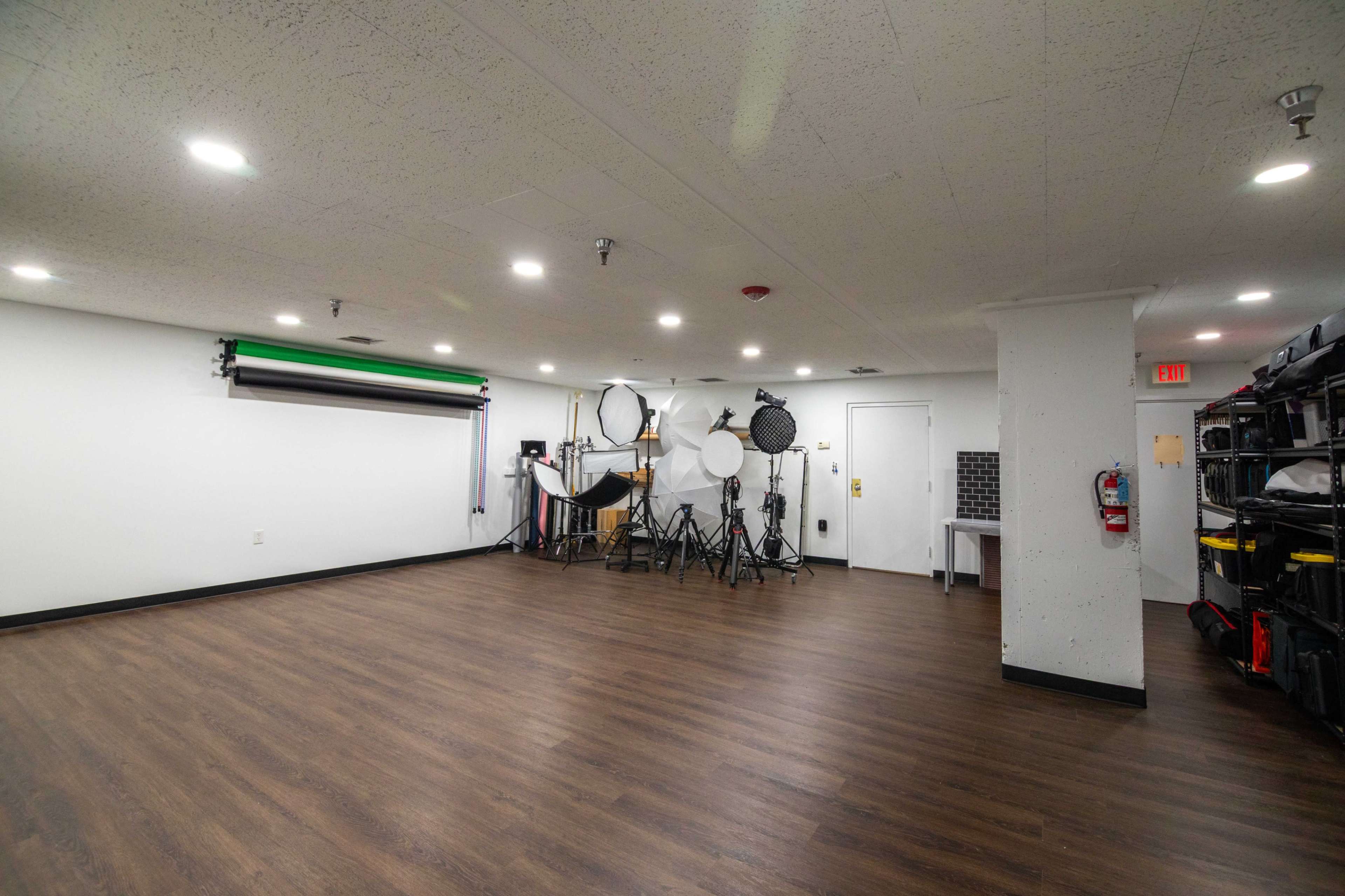 Headshop Studios | Versatile Photo & Video Studio in Springfield – 20 ...