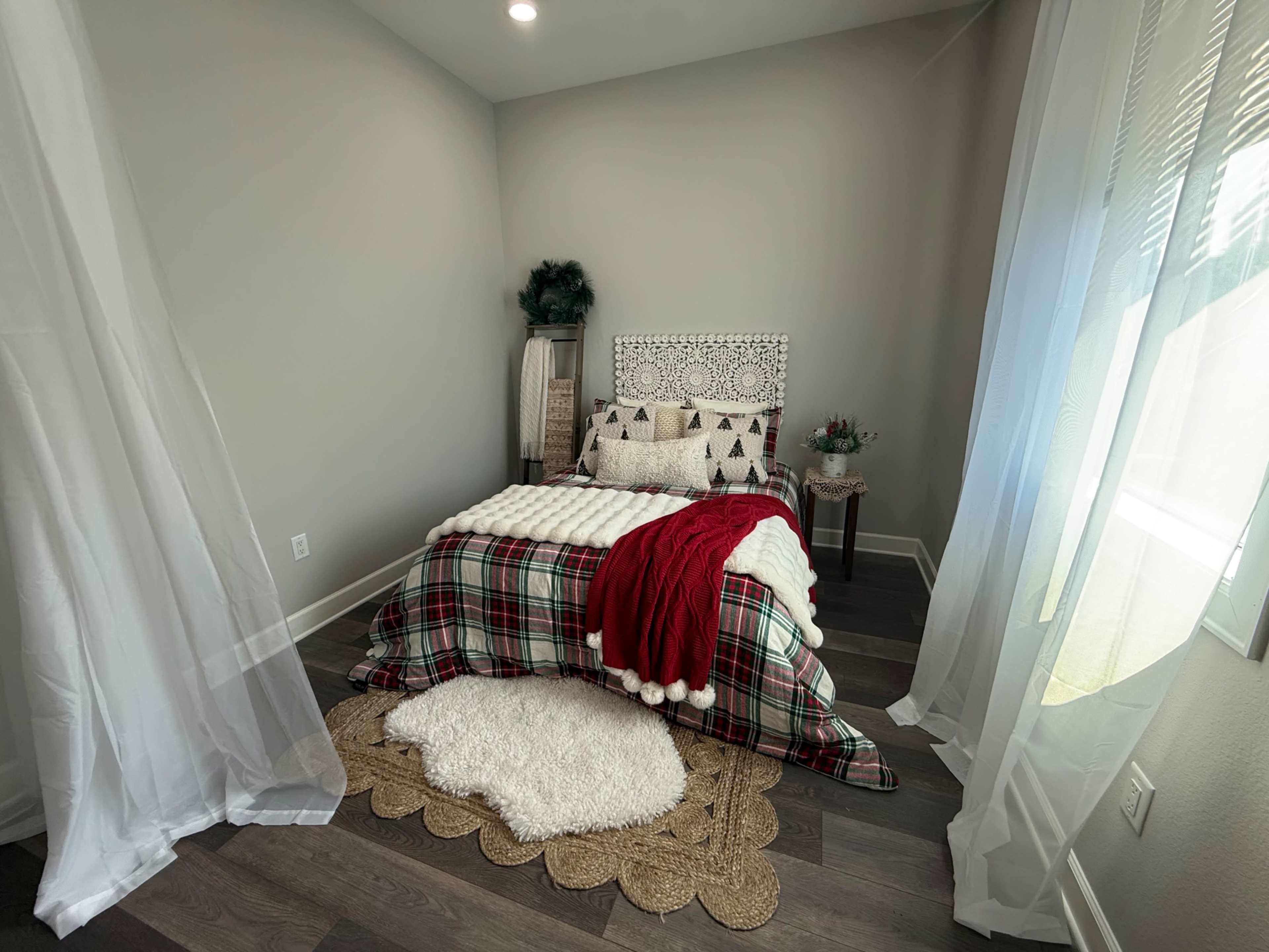 EC Studio | All-Inclusive Multi-Set Photography Studio With Lighting ...