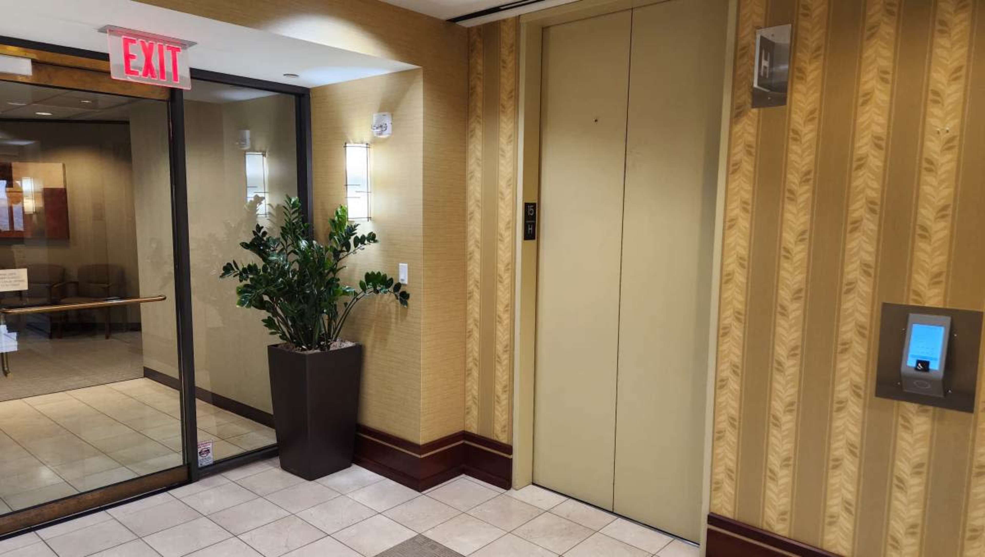 Cincinnati - Day Office (D) - P, Cincinnati, OH | Production | Peerspace