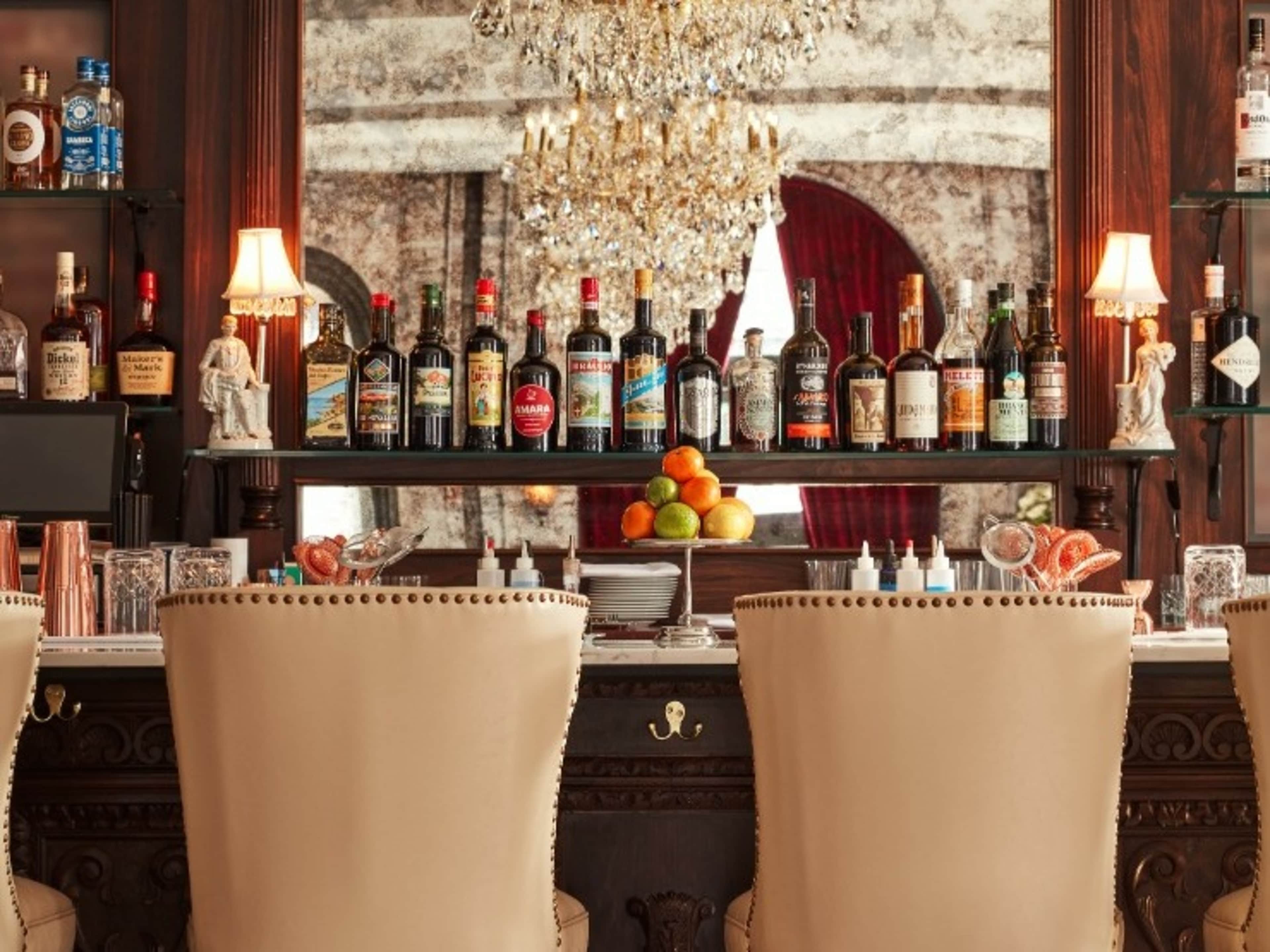 Cicala at The Divine Lorraine | Romantic Restaurant with Sparkling ...