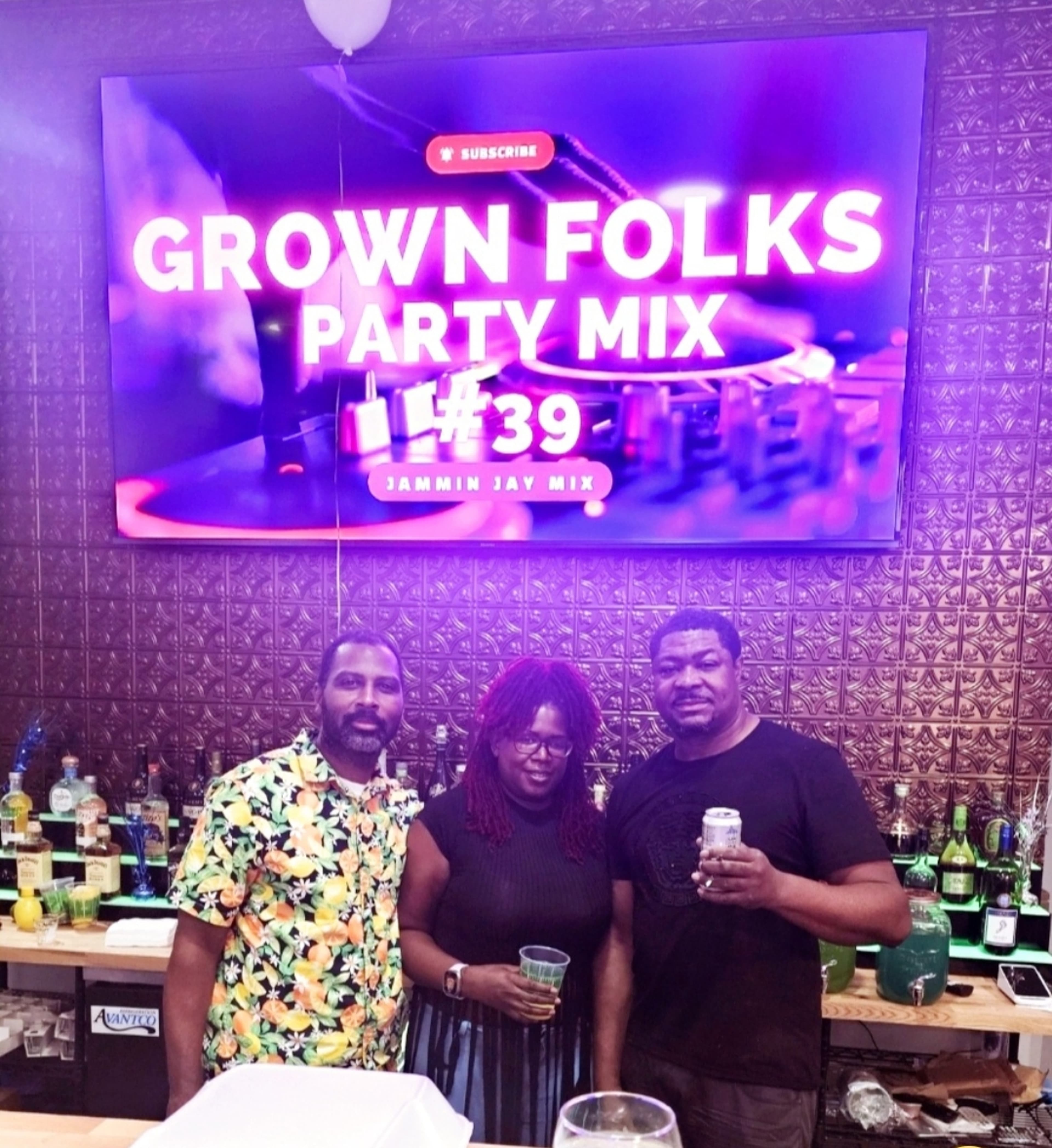 Vibrant Event Space @ The Iconic Paramount Building; with Open Concept ...