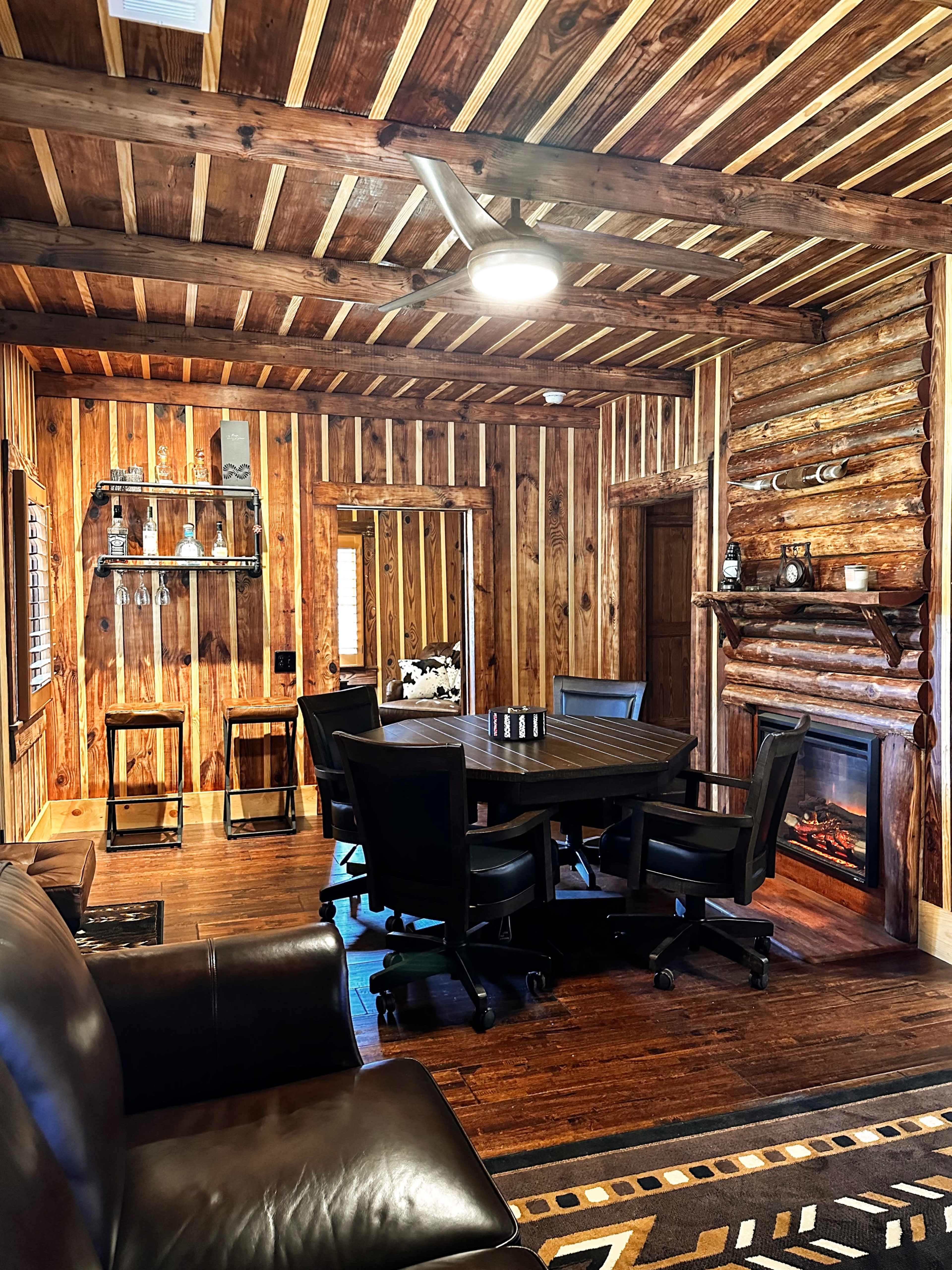 Western-Themed Cabin with Space for Events or Filming, Stone Mountain ...
