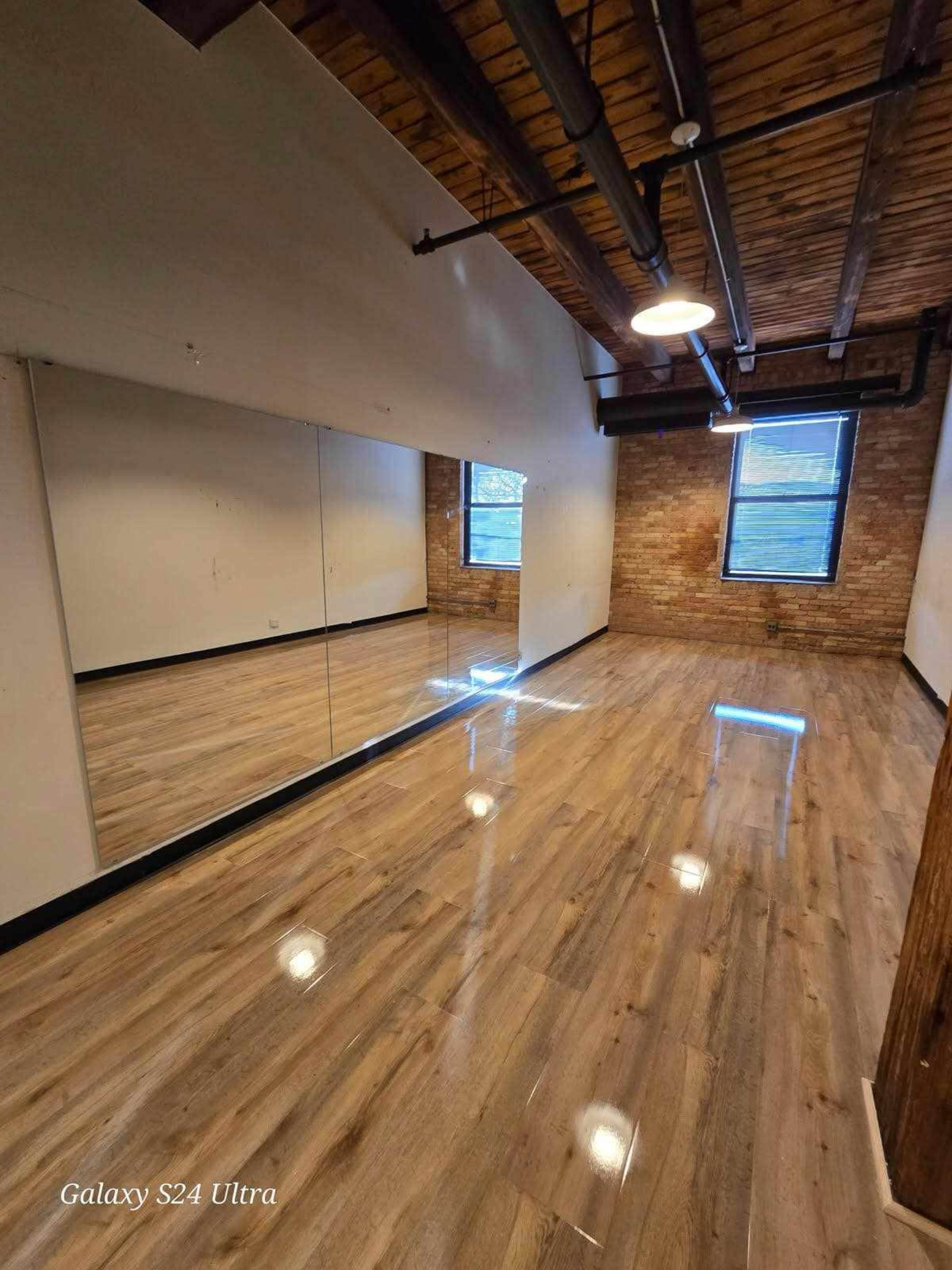 Book4Dance | Cheap Dance Room Goose Island, Chicago, IL | Event | Peerspace