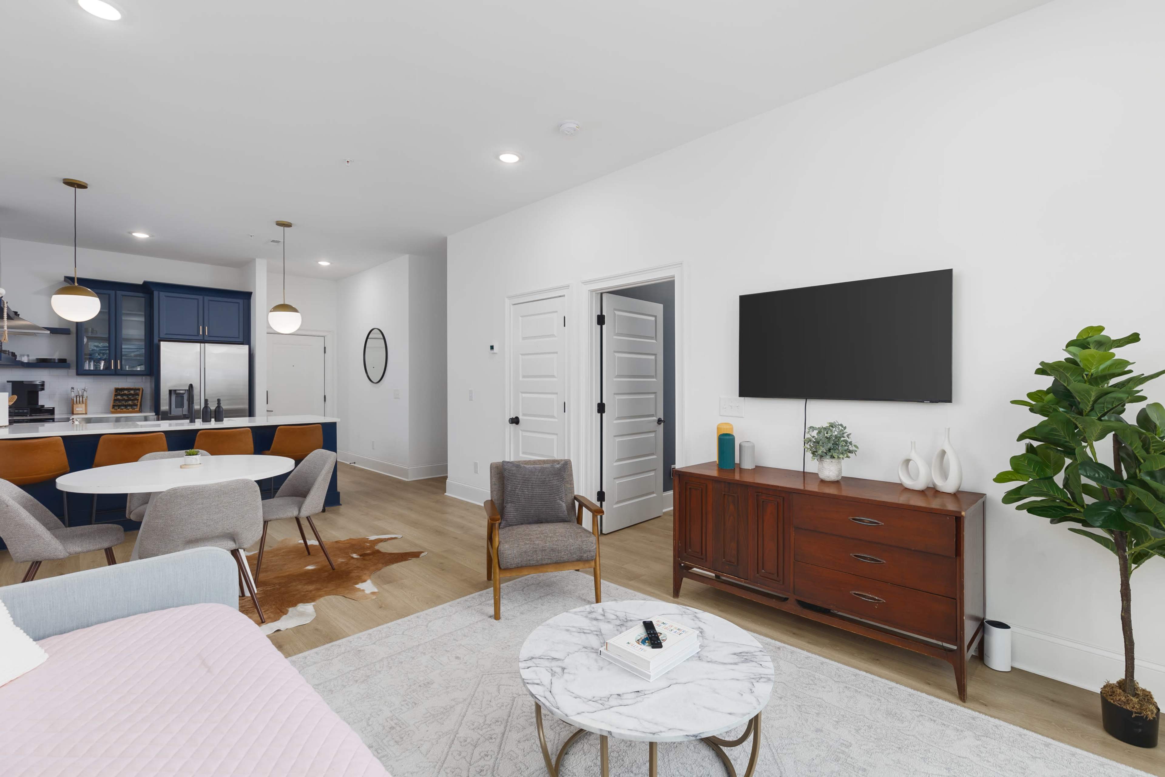 Modern 2BR Condo in Nashville, Nashville, TN | Off-Site | Peerspace