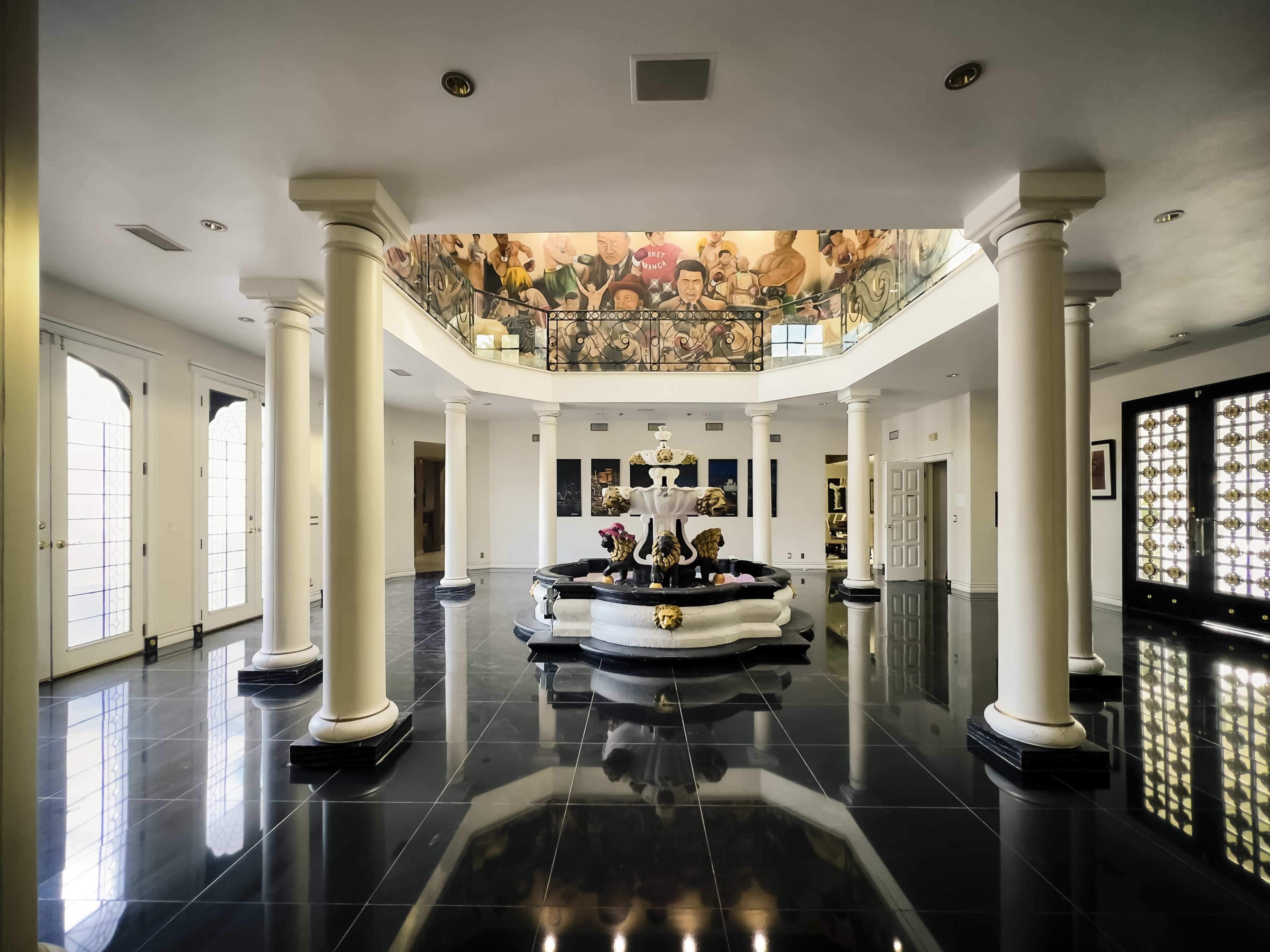 Tiger Mansion | The Tiger Mansion, Vegas, 18k sqft, Rooftop, Pool, Las ...