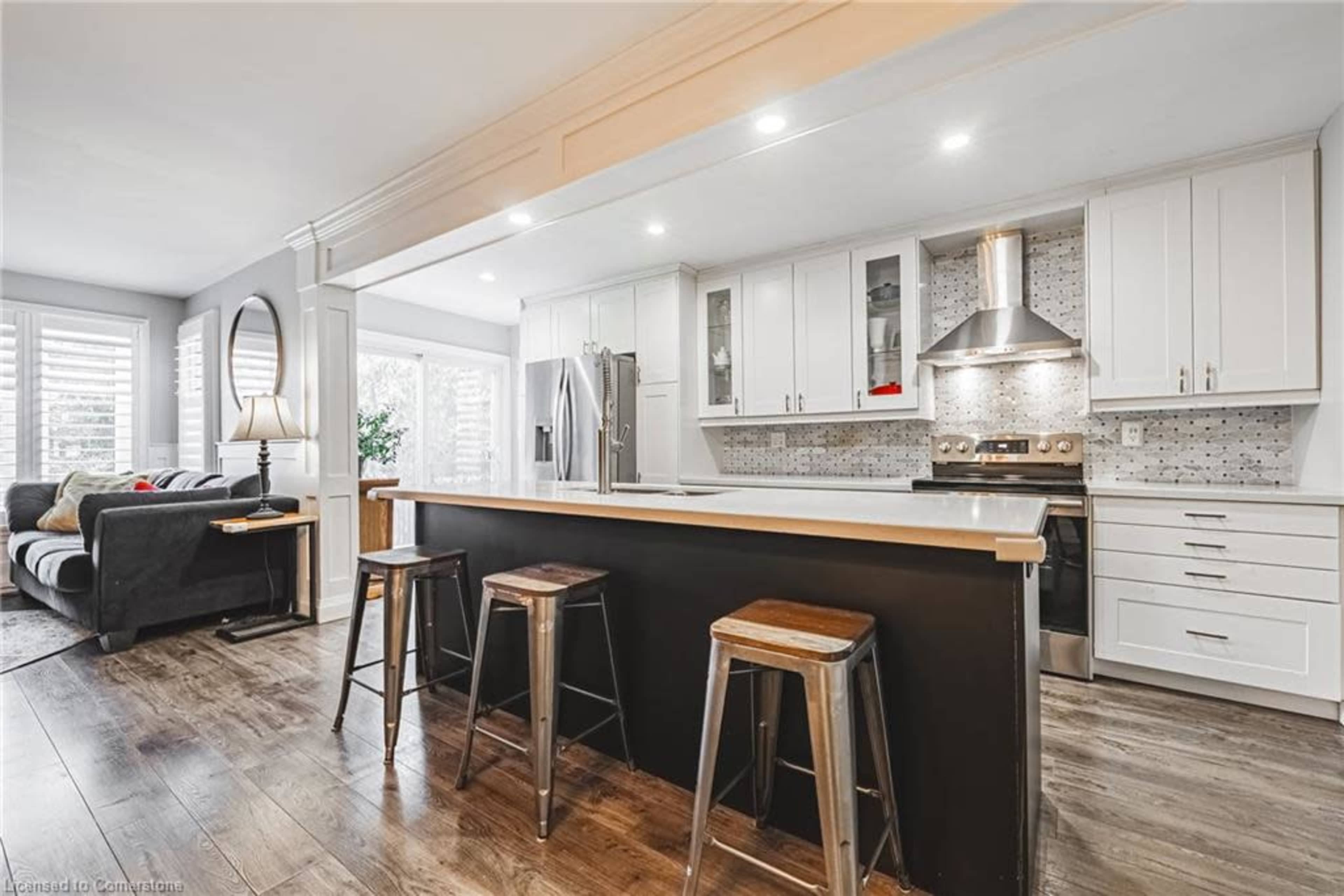 Gorgeous renovated Dundas townhome backing onto magnificent ravine ...