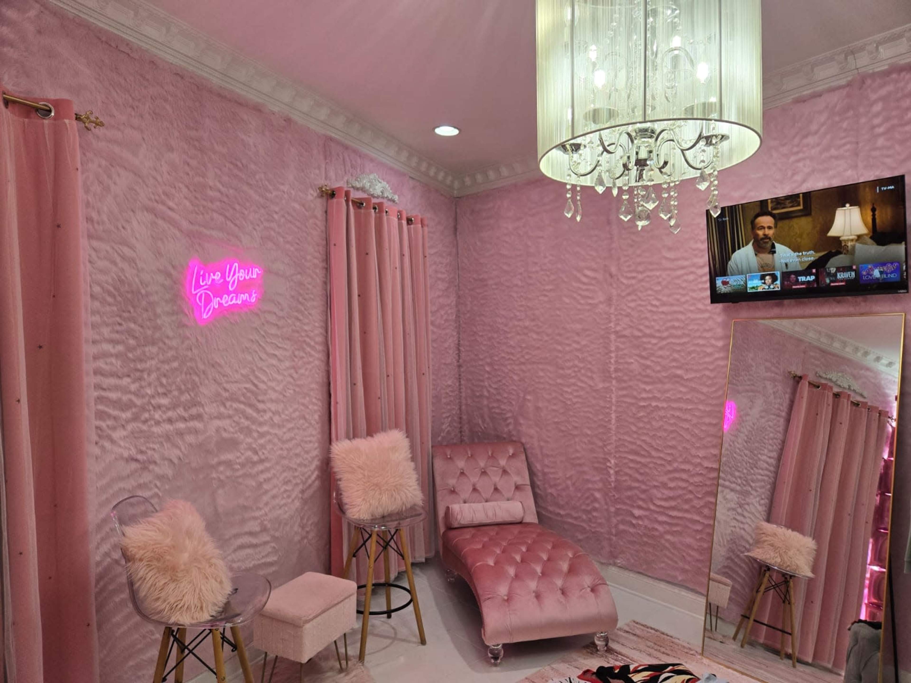 Pink Parlor - Class- Meetings- Training- Popup Shop, Atlanta, GA | Off ...