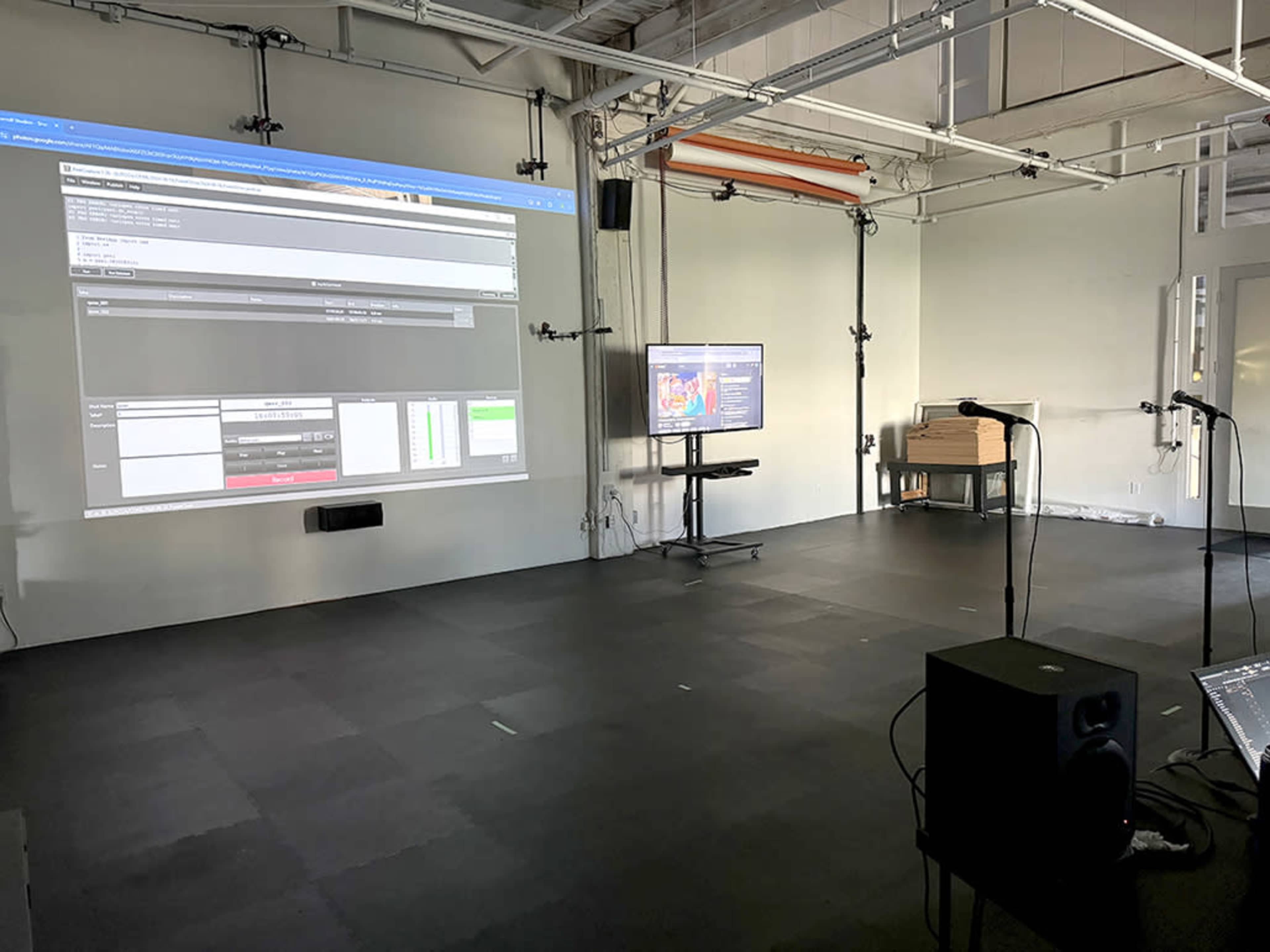 Excellent Studio Work Area - South Vancouver, Vancouver | Production ...