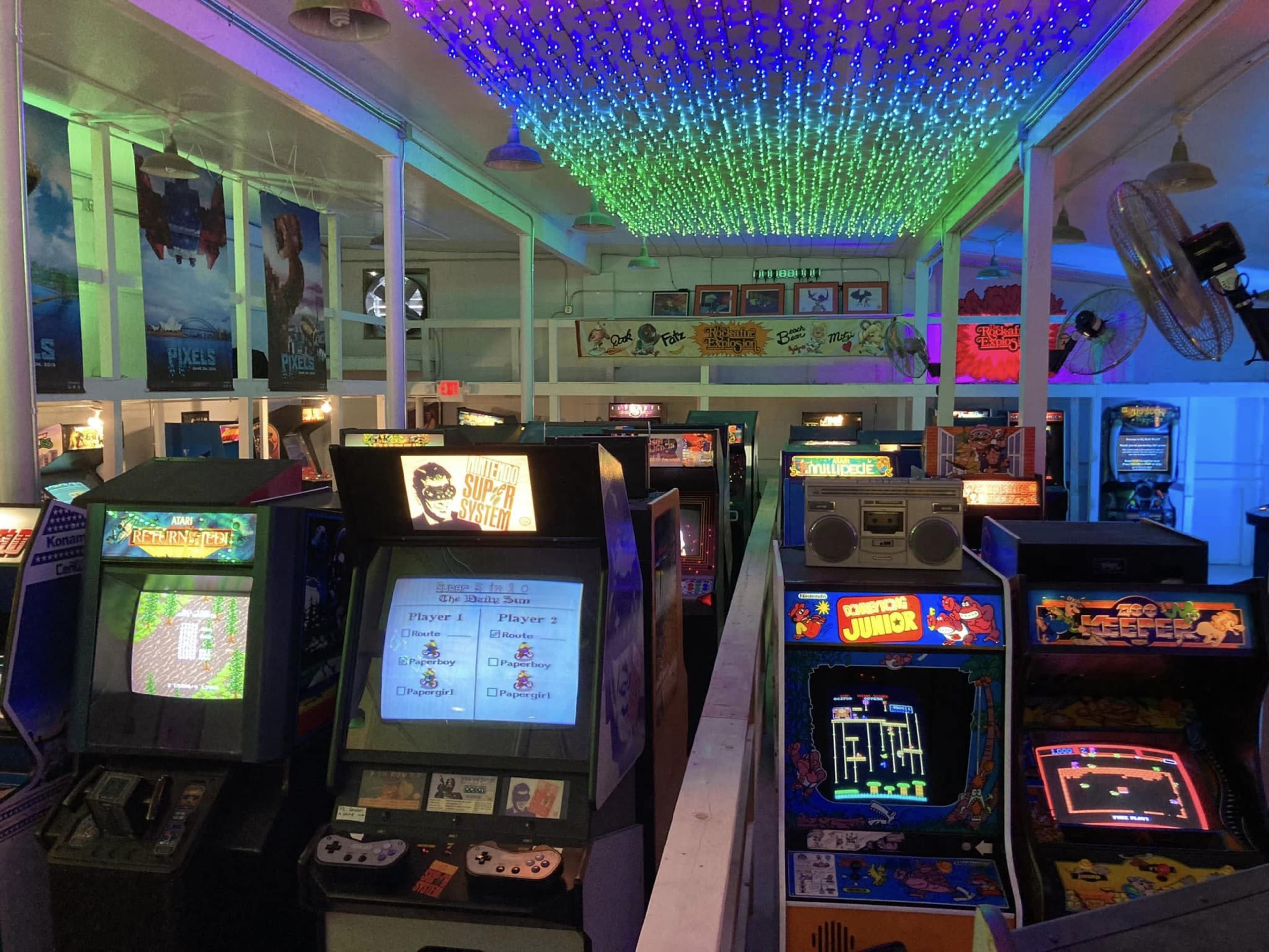 Two Bit Game Room | 80s style classic video arcade and retro game ...