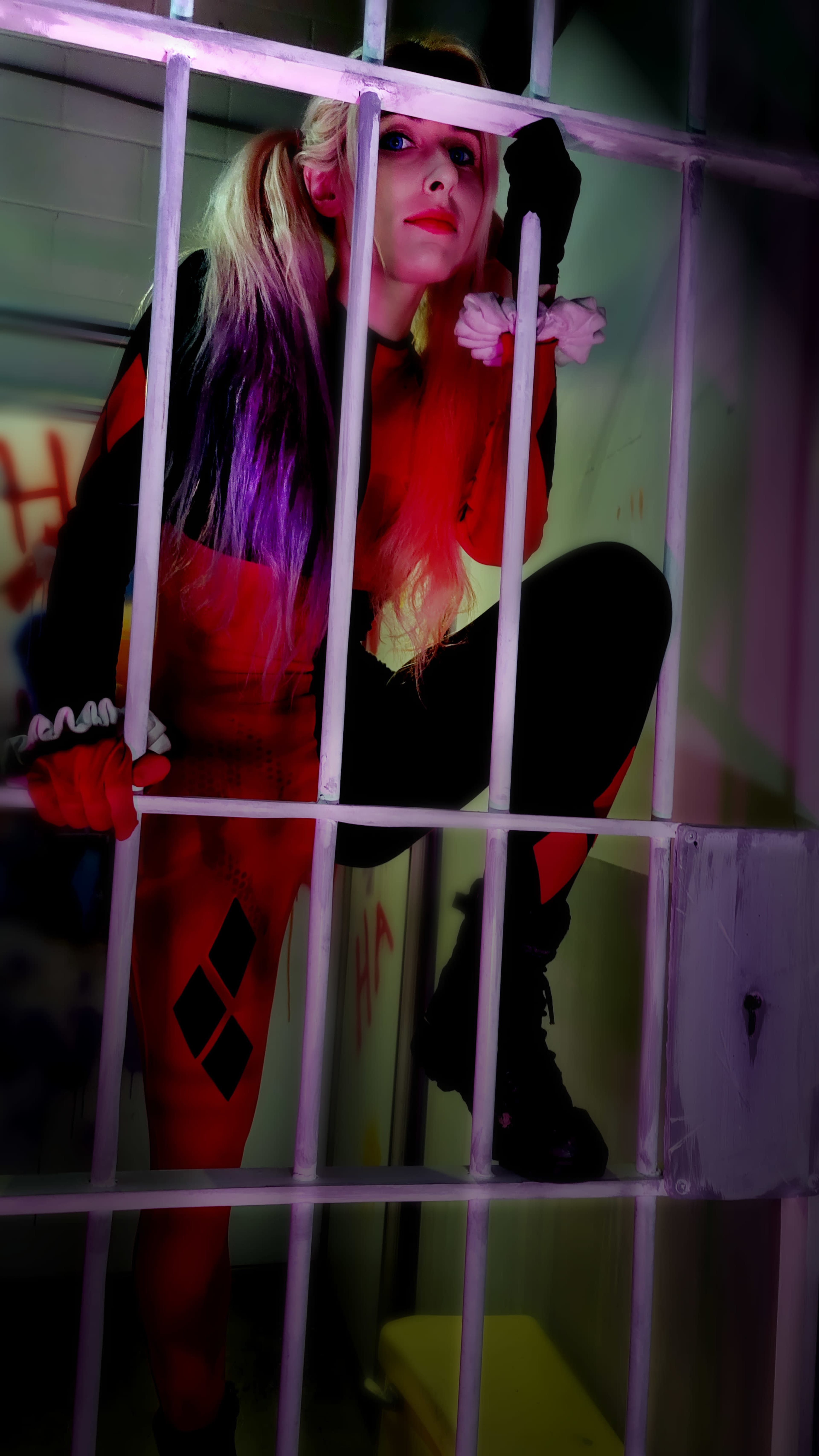 C4 Creative Studios | Behind Bars: Jail Cell Set With Props, Temple ...