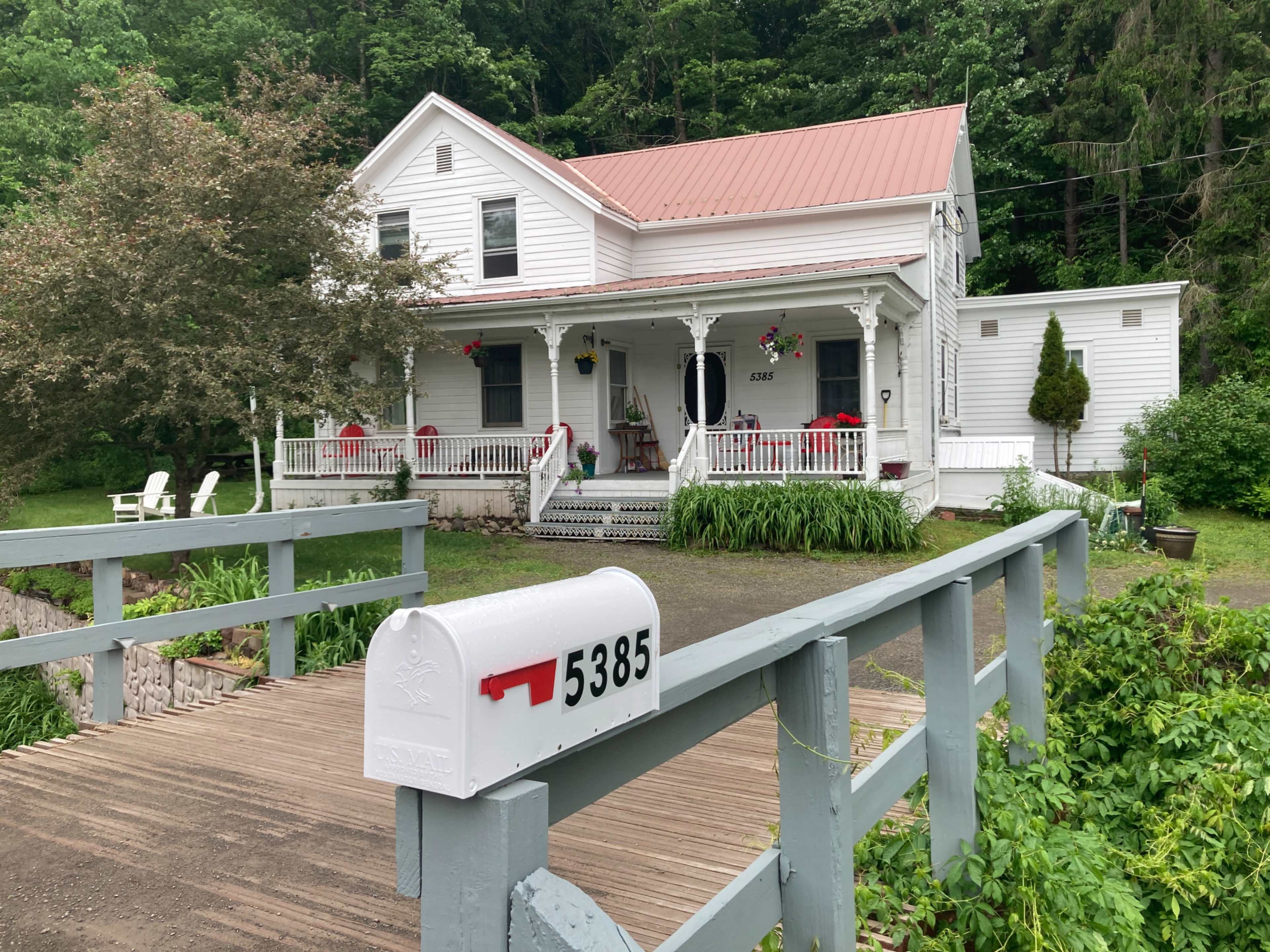 Upstate Farmhouse on the Creek, East Meredith, NY | Off-Site | Peerspace