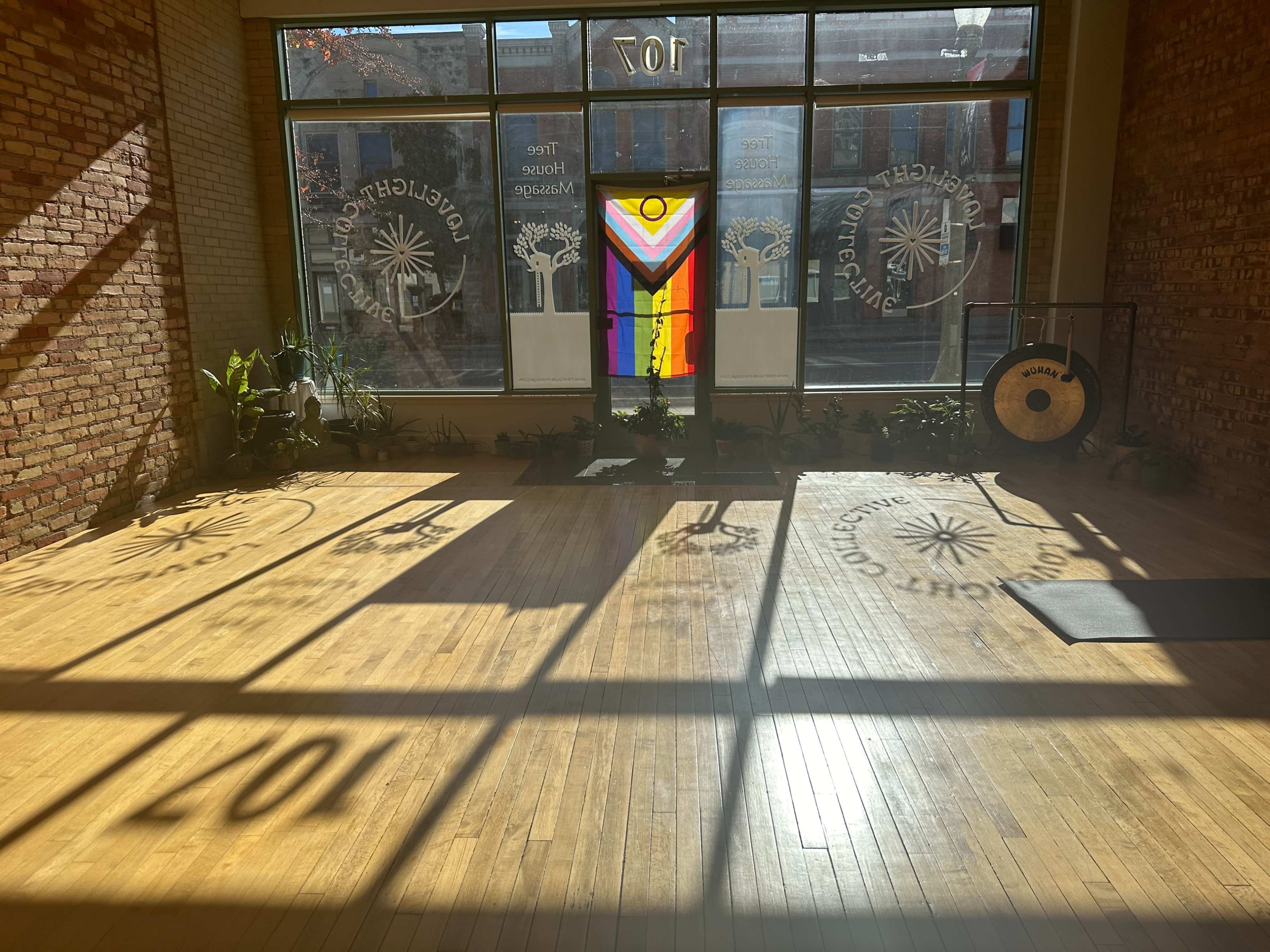 Large, open, naturally lit space in downtown boutique district, Lansing ...