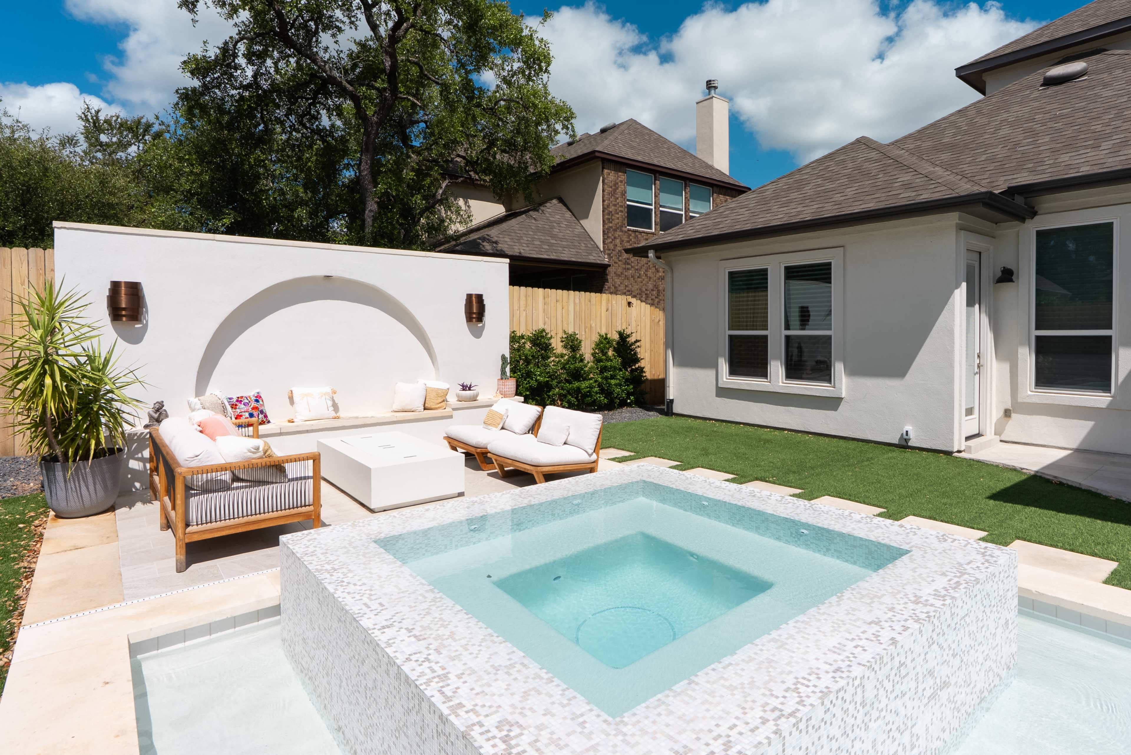 Austin Photo Studio | Backyard Pool, Cedar Park, TX | Production ...