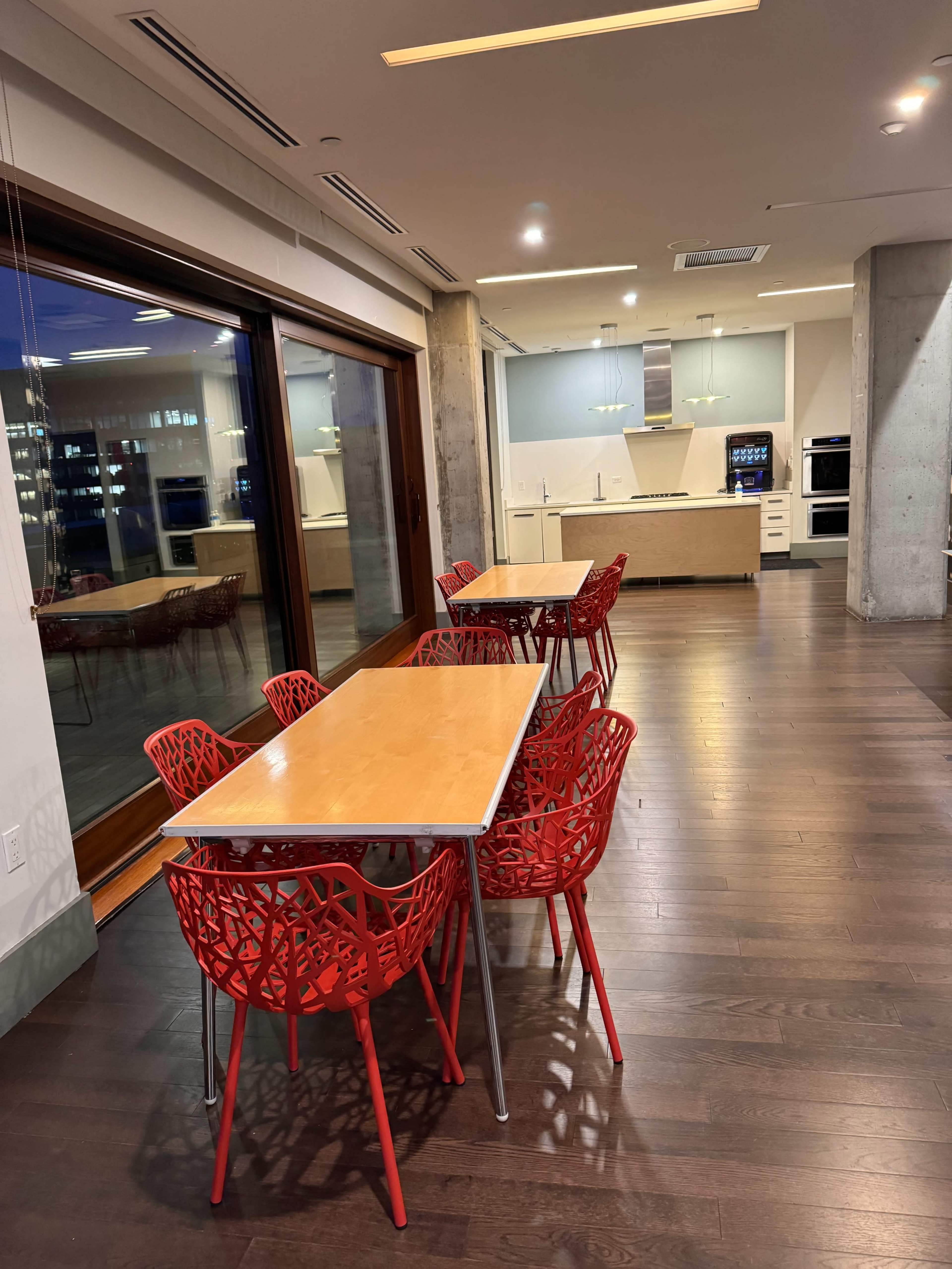 Fort Point SkyLounge and Roof Deck with Stunning Seaport Views!, Boston ...