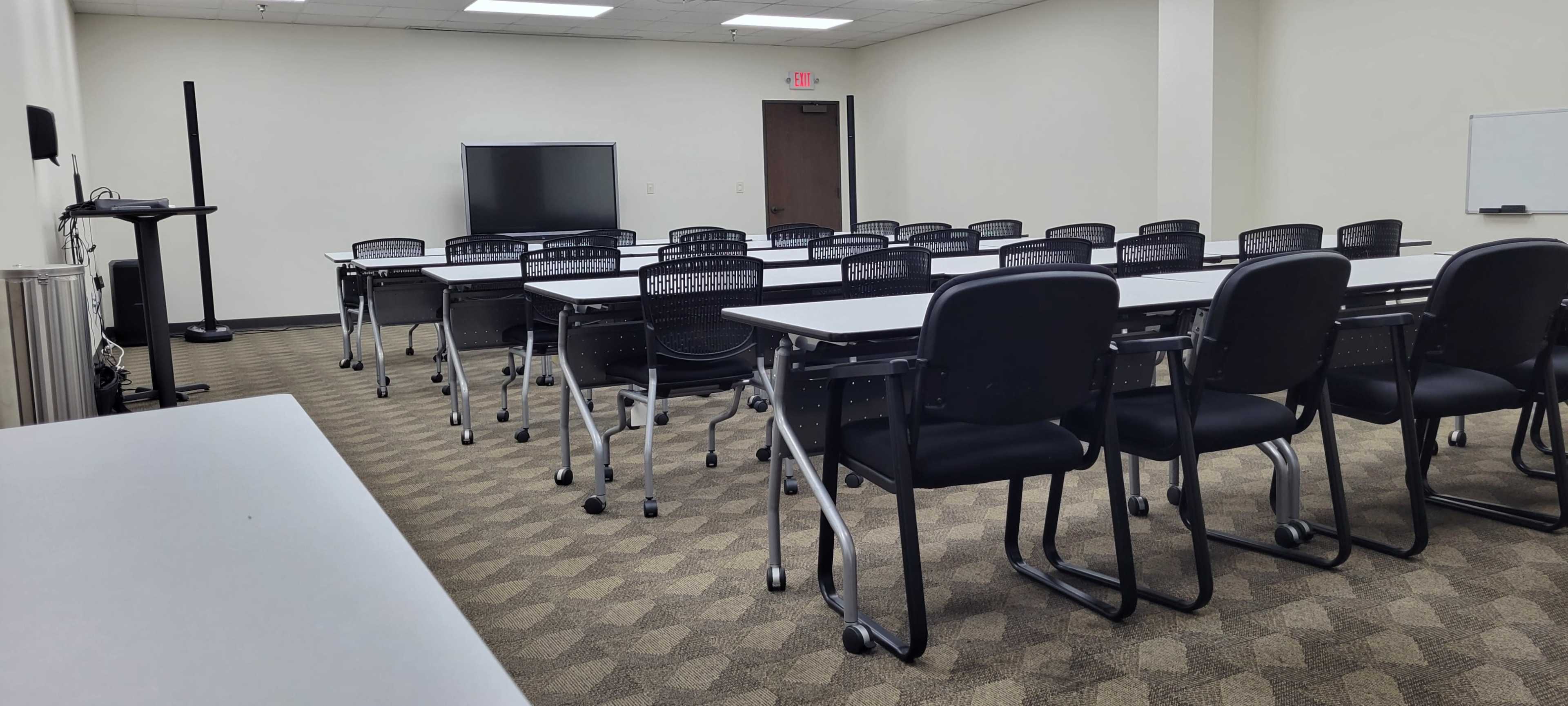 Modern Multipurpose meeting room, Houston, TX | Off-Site | Peerspace