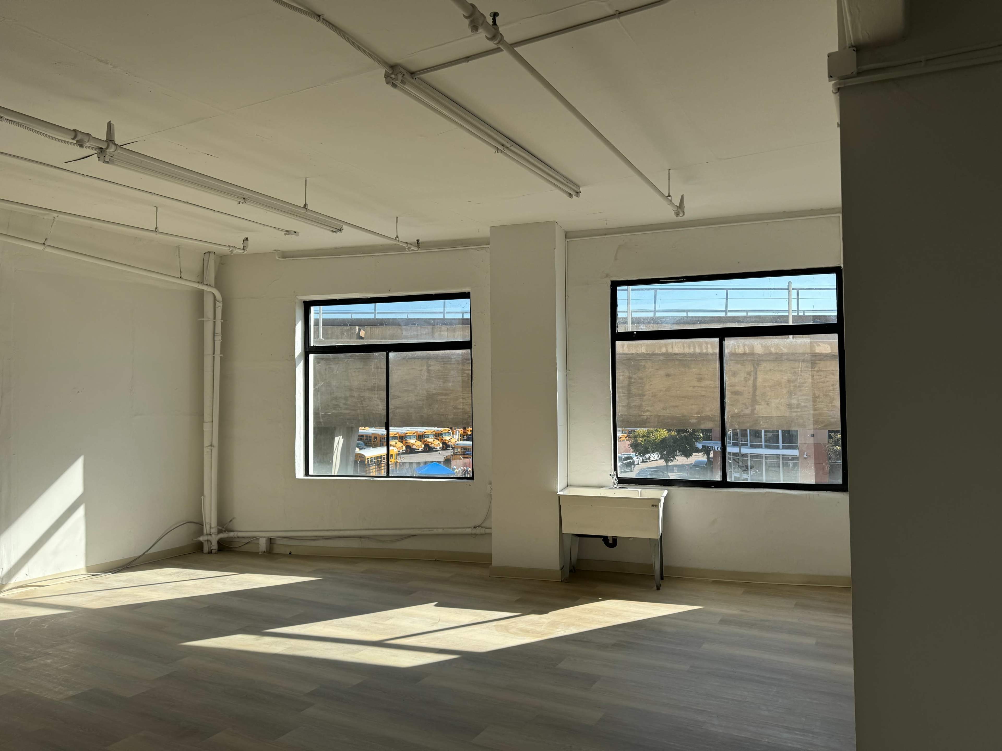 Margaret Jones Studios | DTLA Cove Cycwall studio for production ...