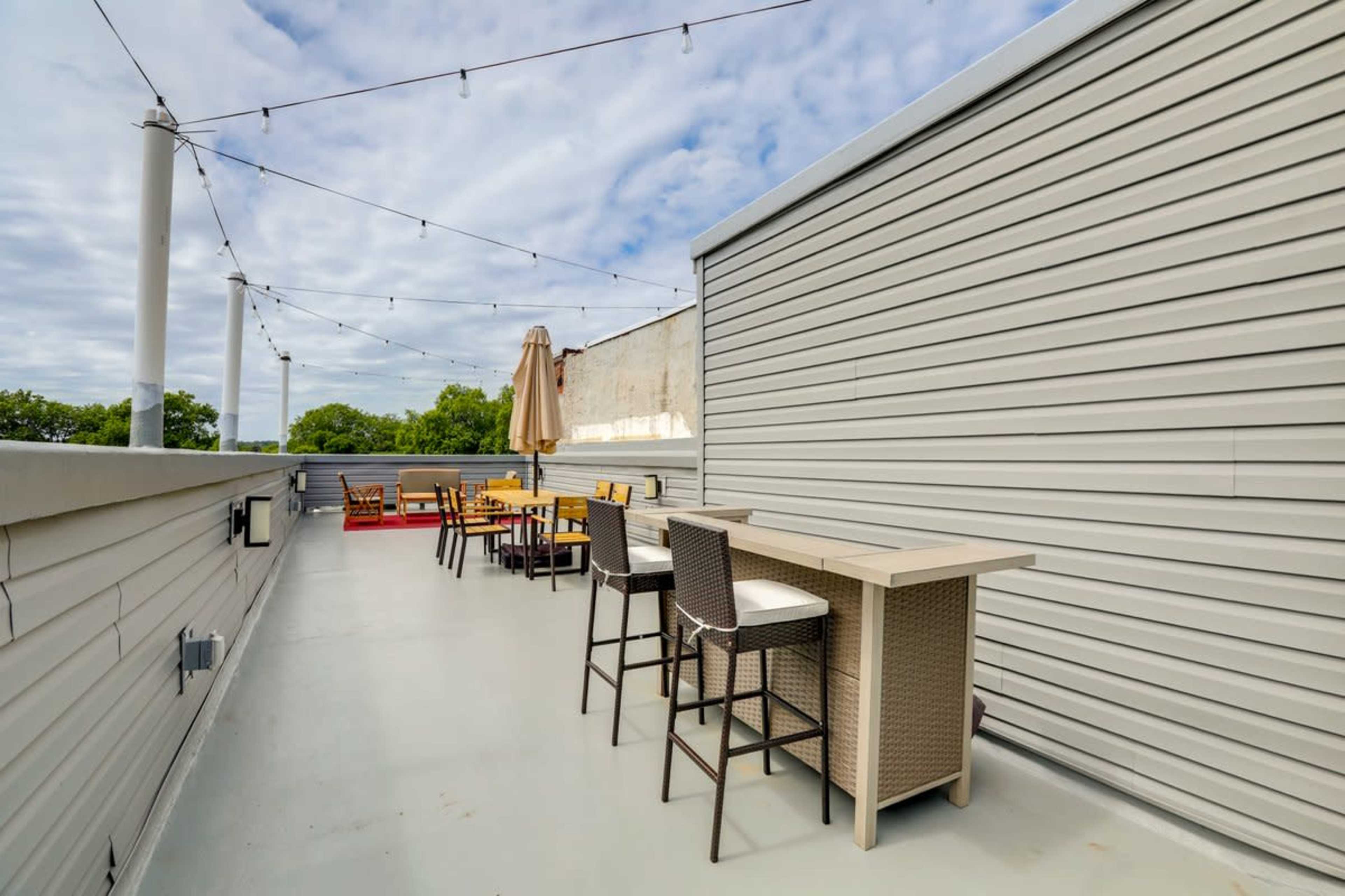 Strawberry Mansion | 🌆 Fairmount Park Event Space w/ Rooftop Deck ...