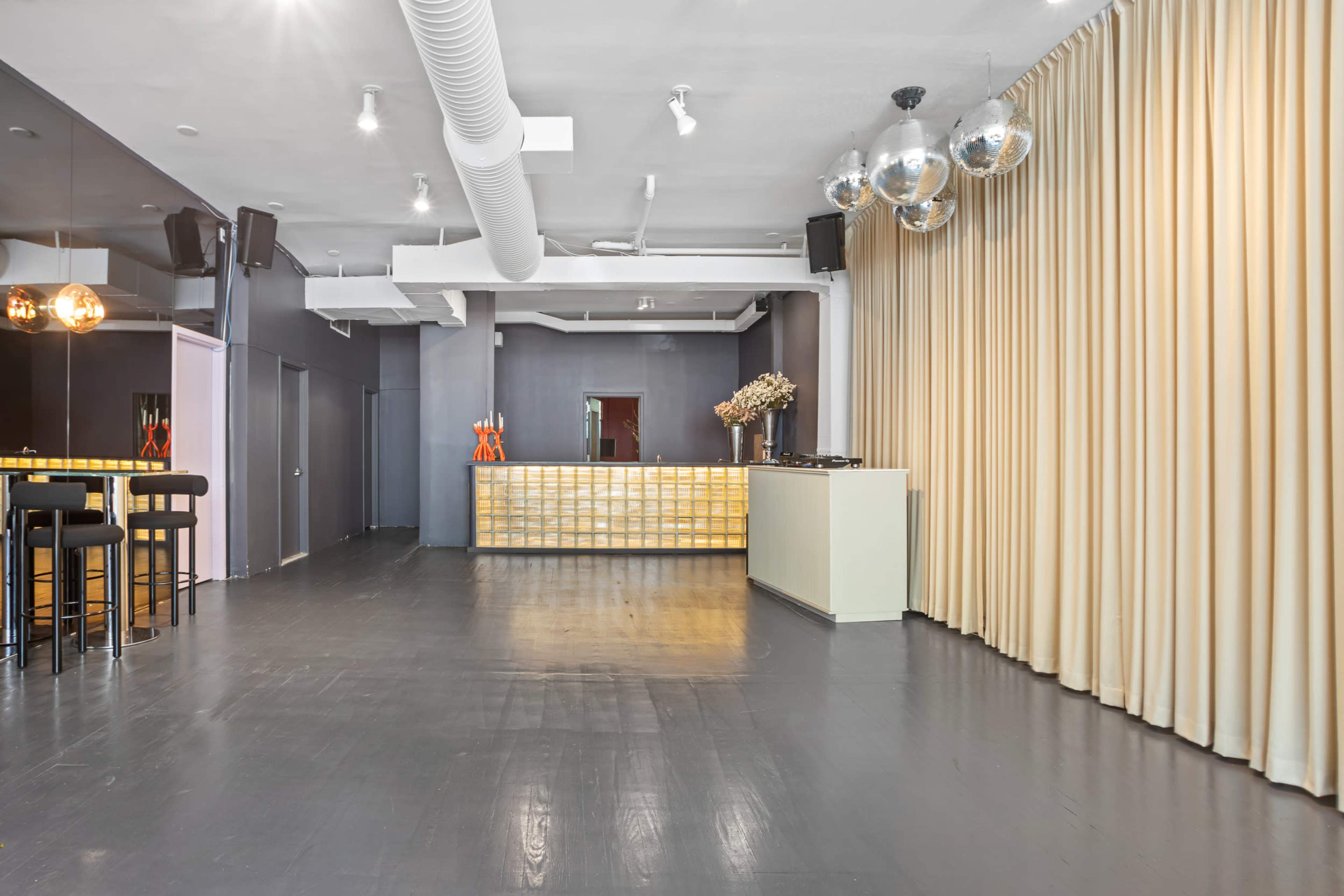 Chic Dimes Square Event Space, New York, NY | Production | Peerspace