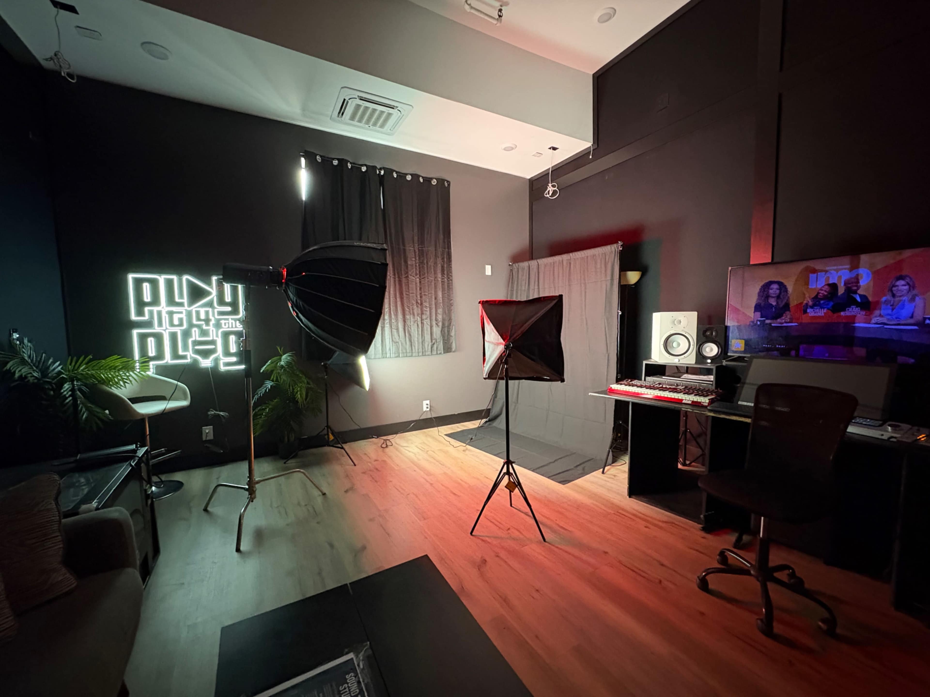 Sound Twist | Private Music Recording Studio & Photo Studio with ...