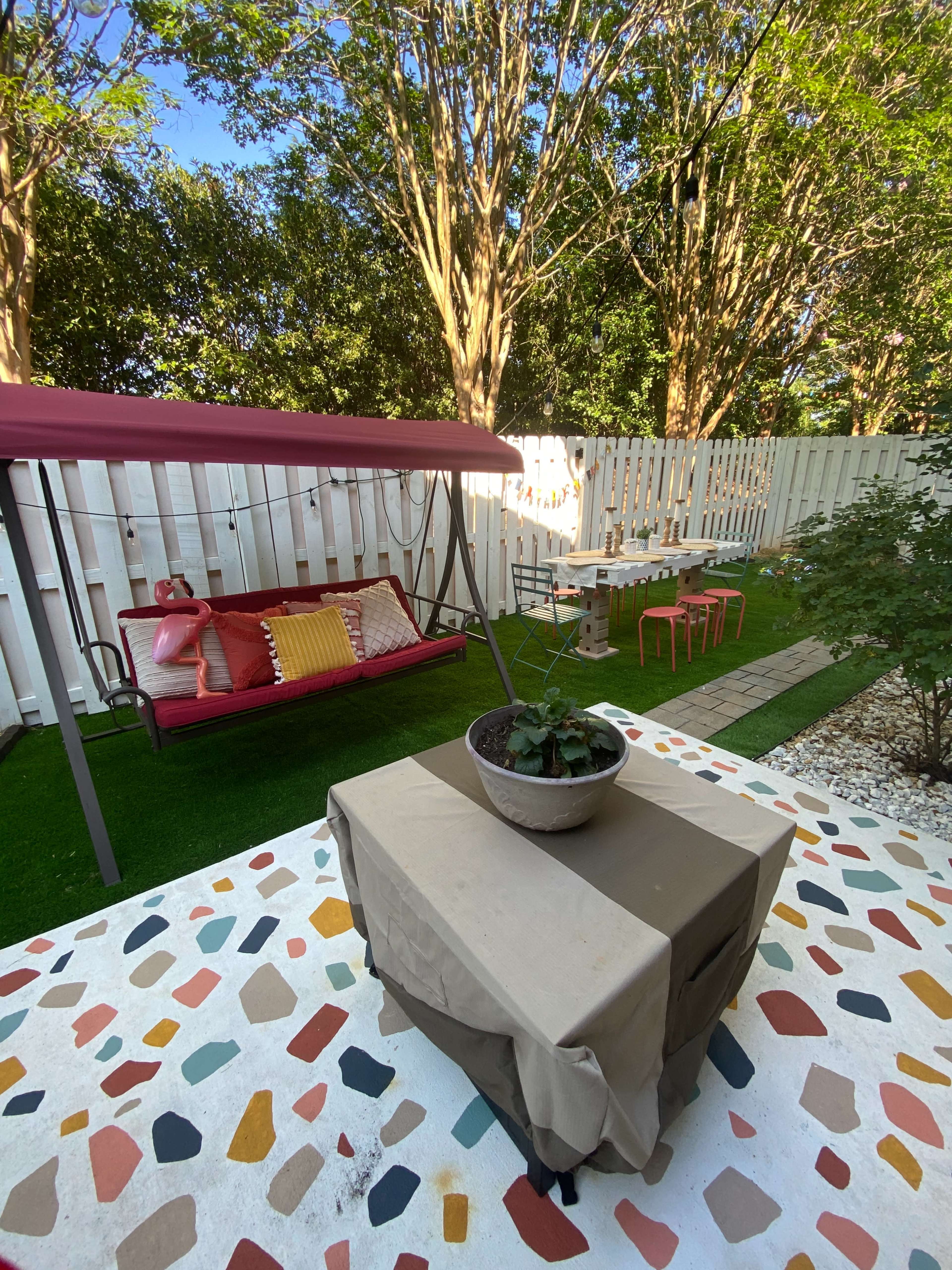 Quaint Colorful Backyard, Charlotte, NC | Production | Peerspace