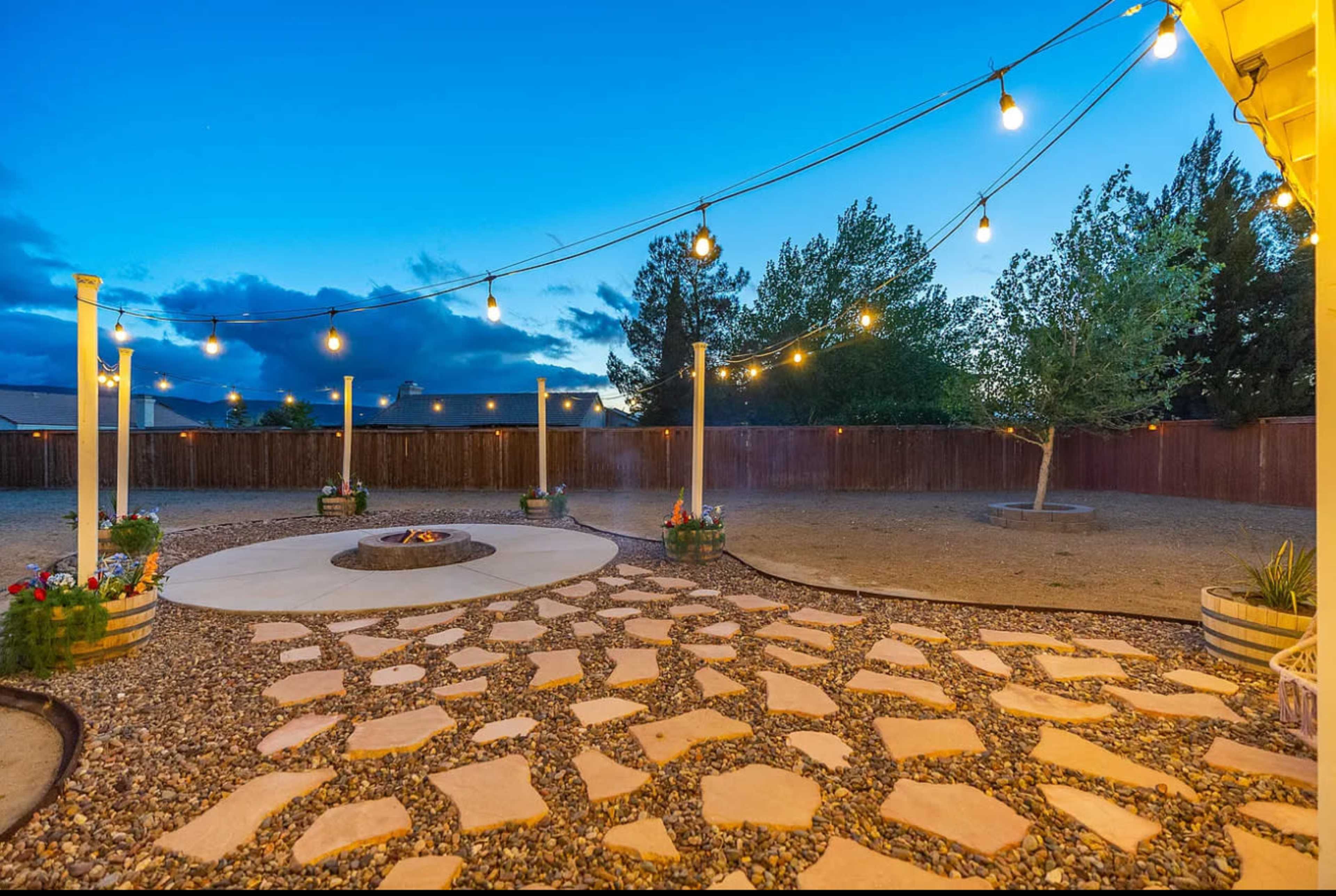 Expansive 10,000+ Sq Ft Outdoor Oasis – Perfect for Events, Shoots ...