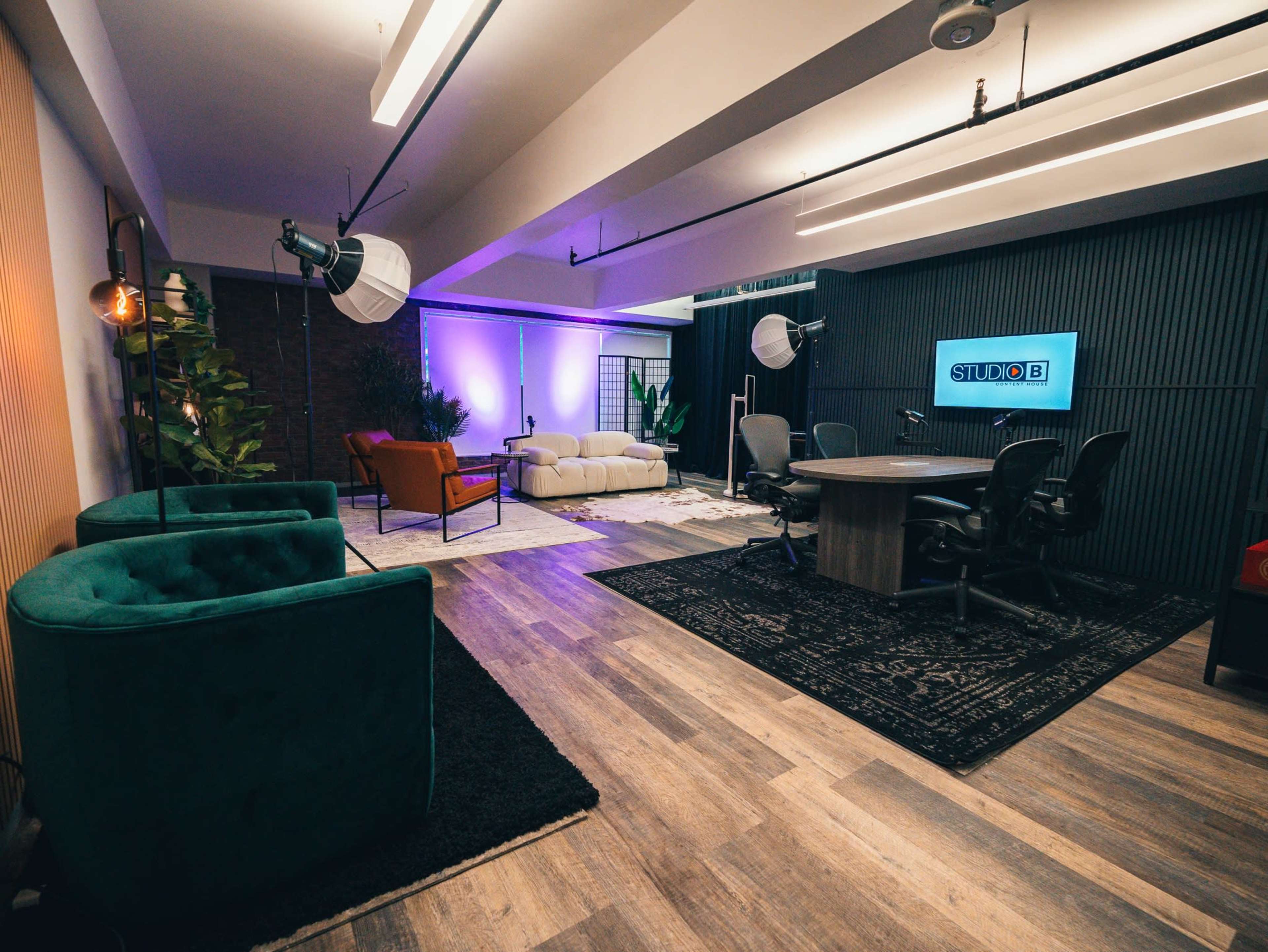 Modern, Versatile Studio for Podcasts, Content Creation, Production ...