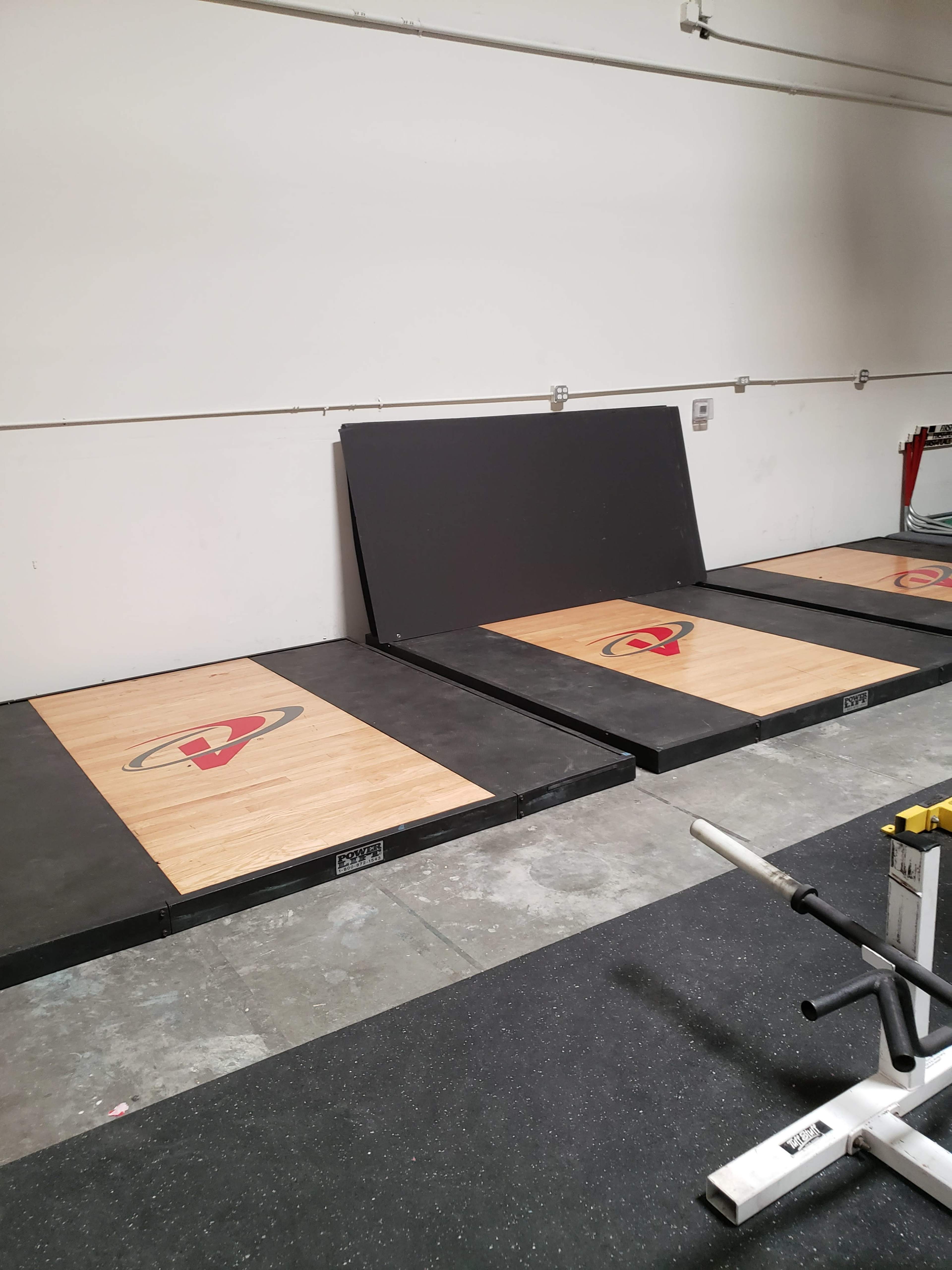 4000 sq ft Private Gym with great equipment for photo, film and events ...