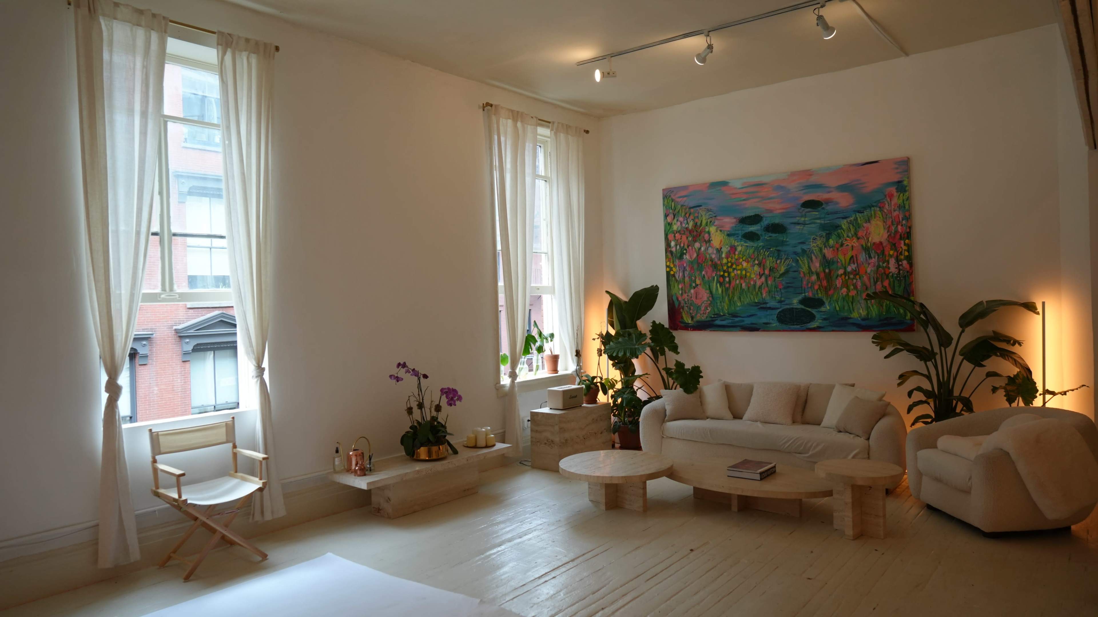 SOHO STUDIOS | CROSBY St. SOHO Studio, 13ft Ceilings! AMAZING LIGHT ...