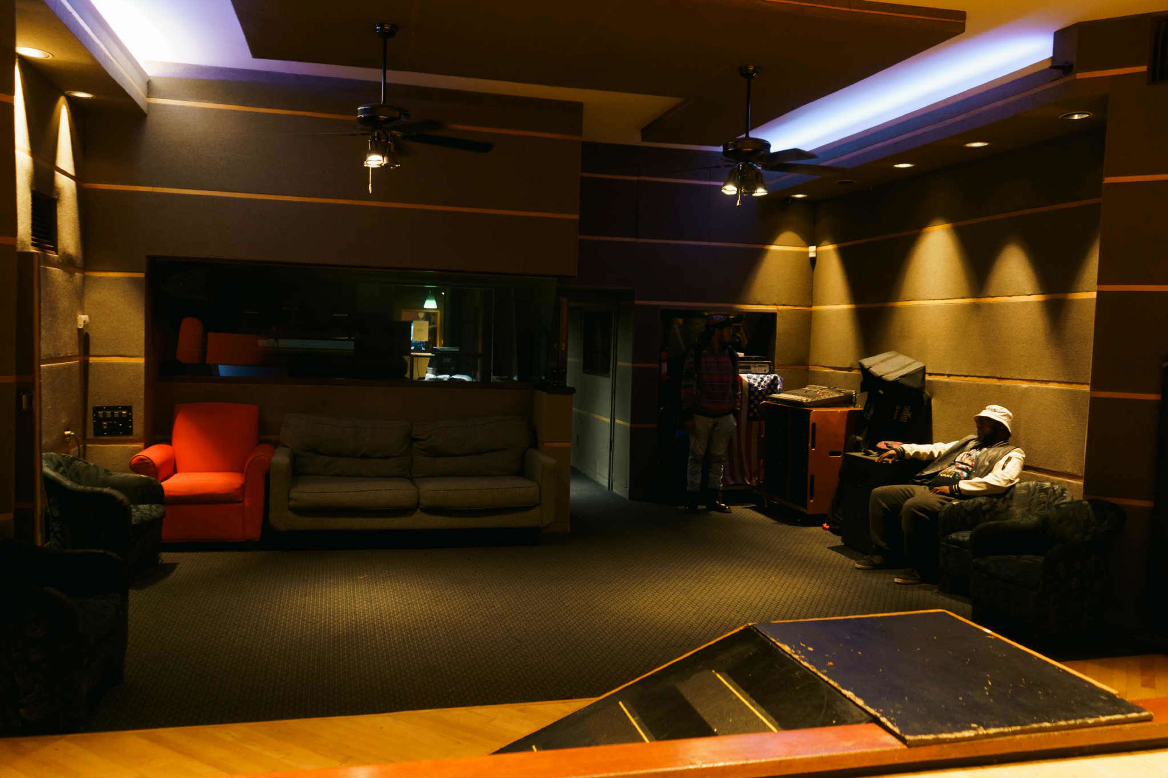 35th street Studios | urban production studio with live room for events ...