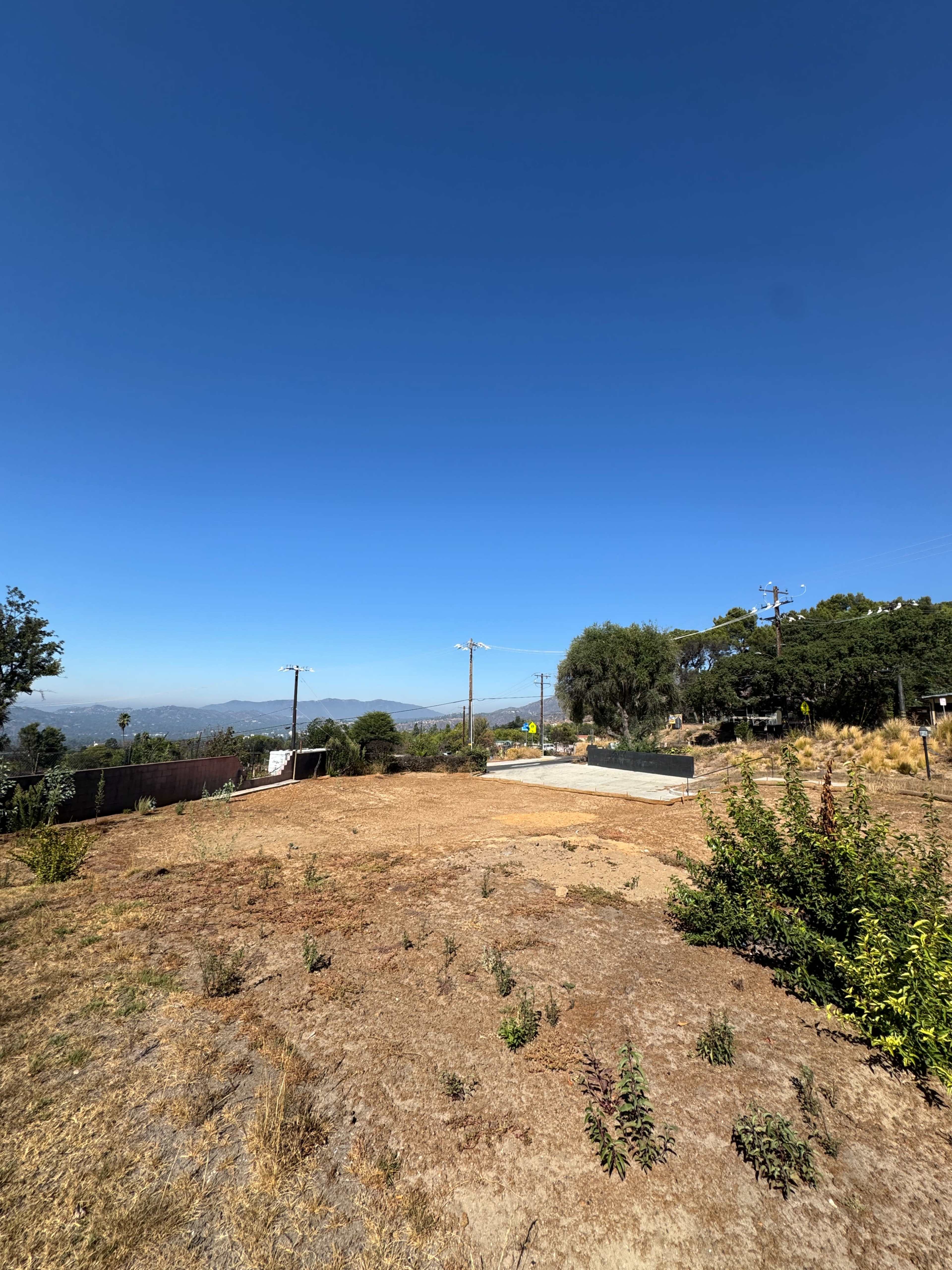 Altadena 12,000 Sq Ft Open Lot | Empty lot with drive way access ...