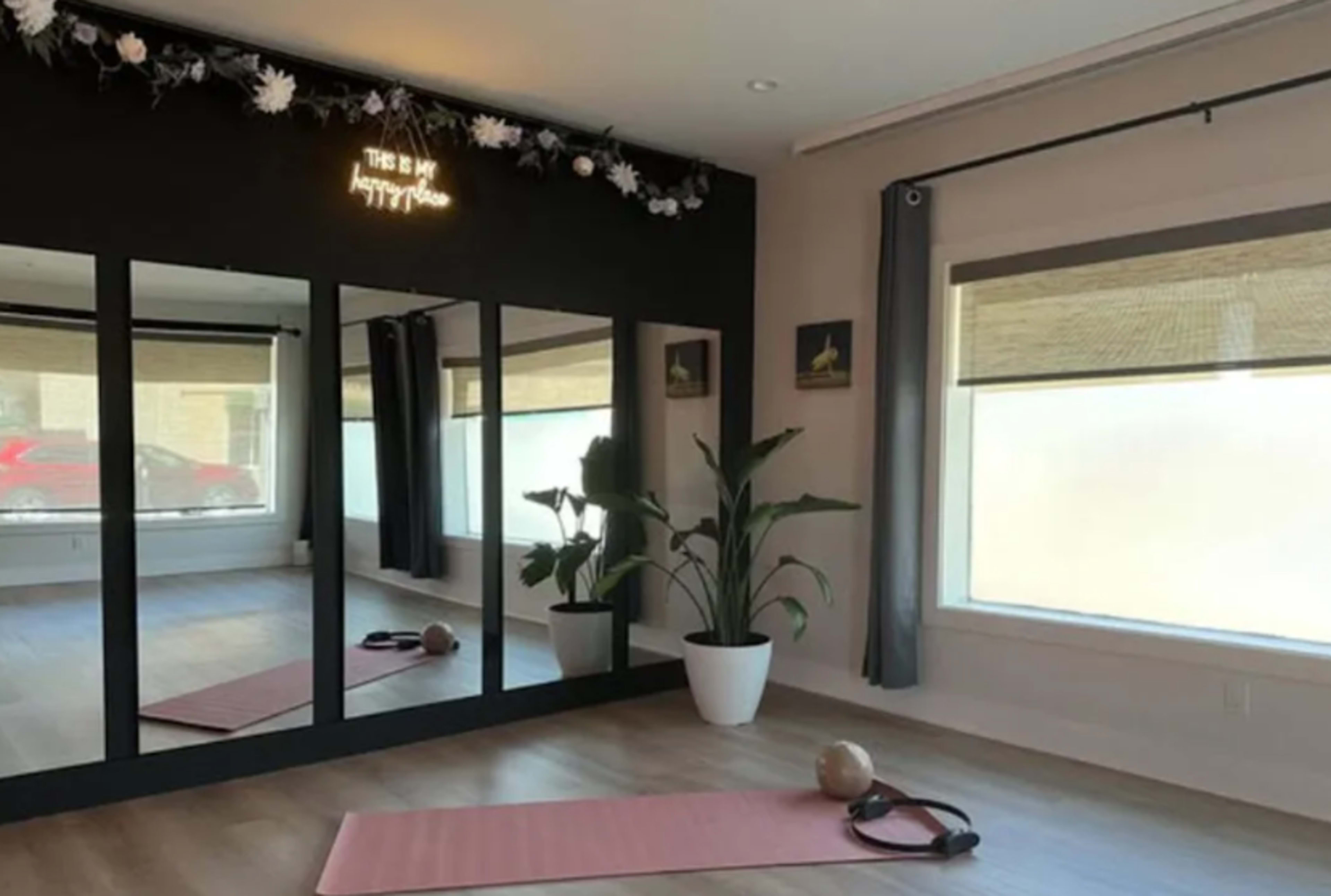 Flow Rehab Studio | Cozy and Bright Studio, Pinole, CA | Event | Peerspace