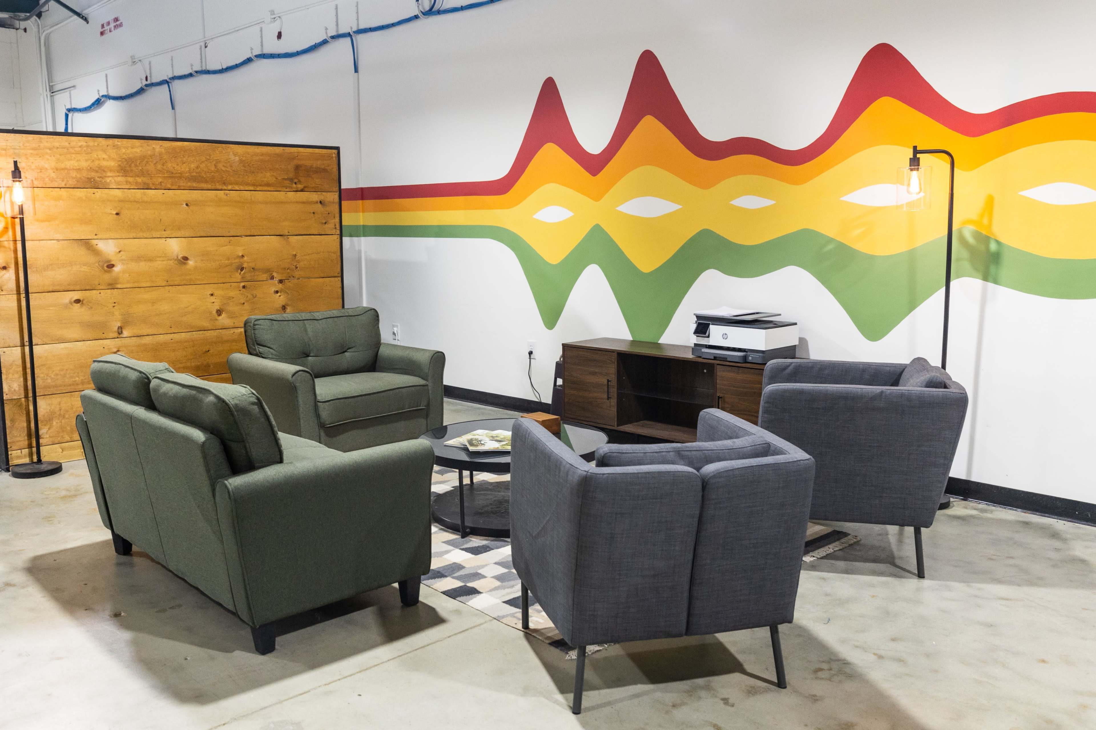 Studio Cyc Wall Near Downtown, Lawrenceville, GA | Production | Peerspace