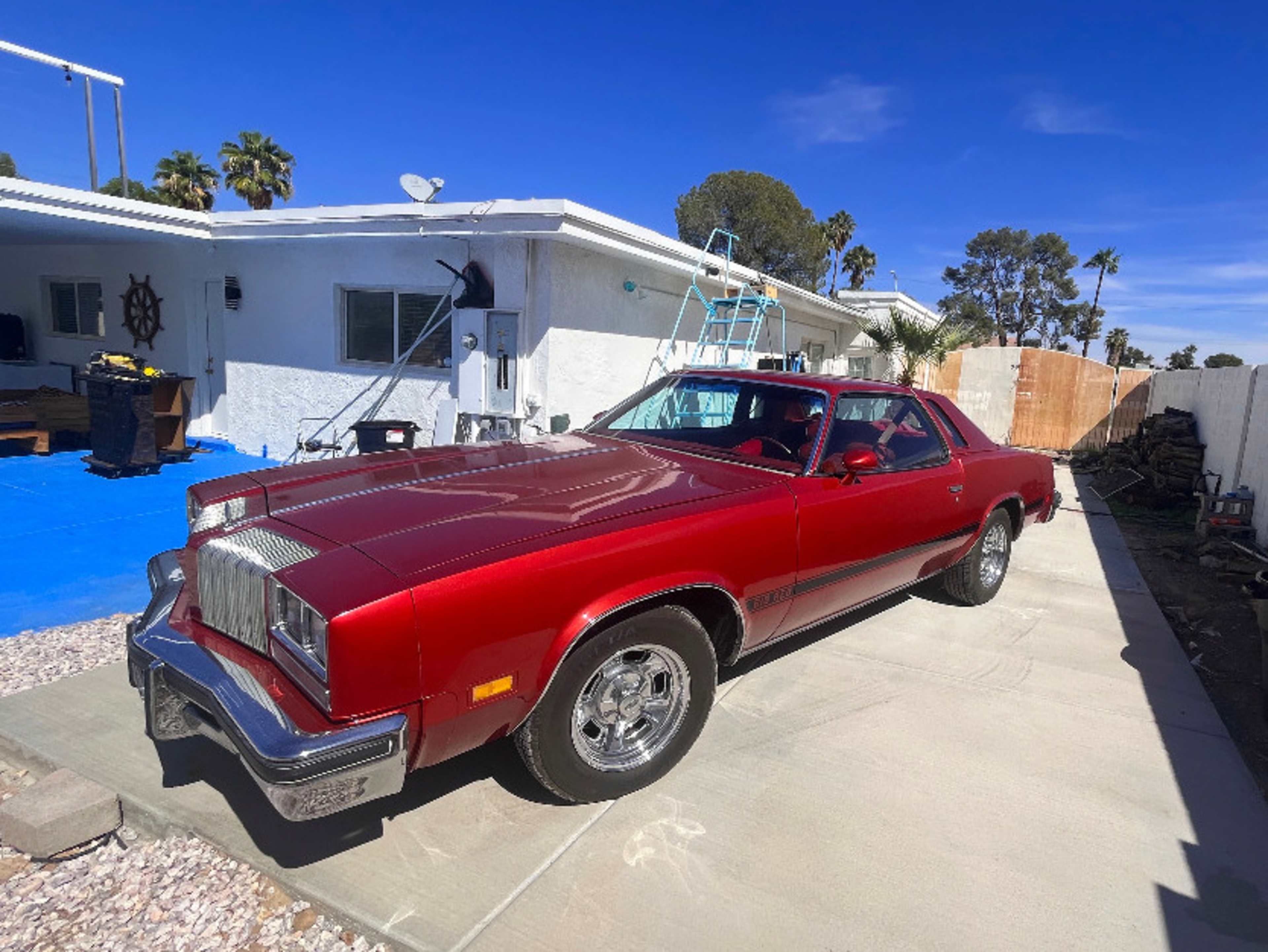 Unique 70s Retro Vintage Vegas Home / Mini Mansion on Acre lot w/ Large ...